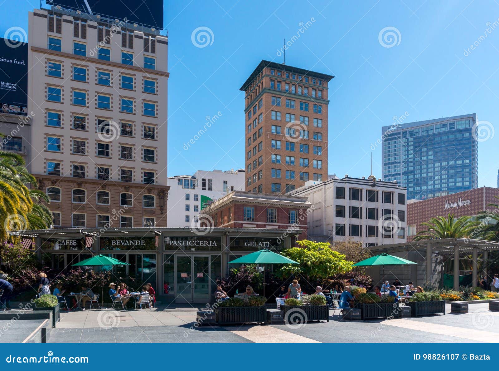 Crowded Union Square in San Francisco Editorial Photography - Image of ...