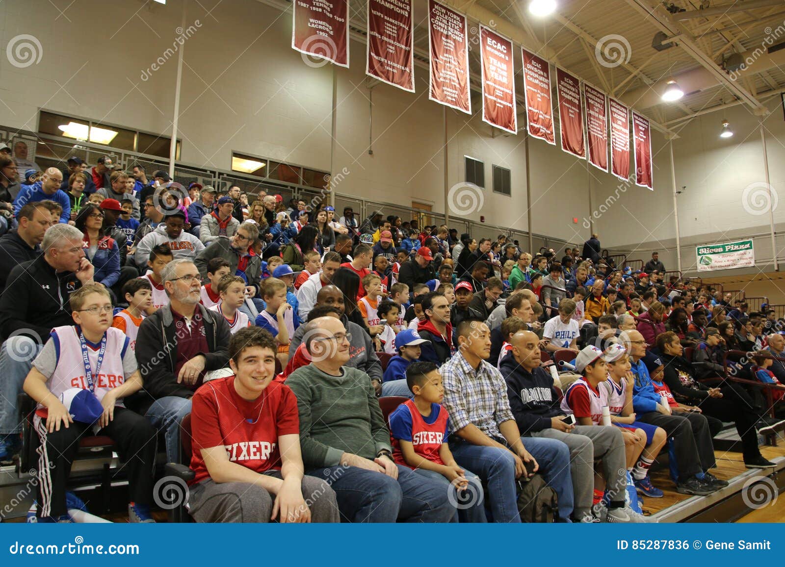 Crowds. editorial photo. Image of multi, supporters, crowd - 85287836