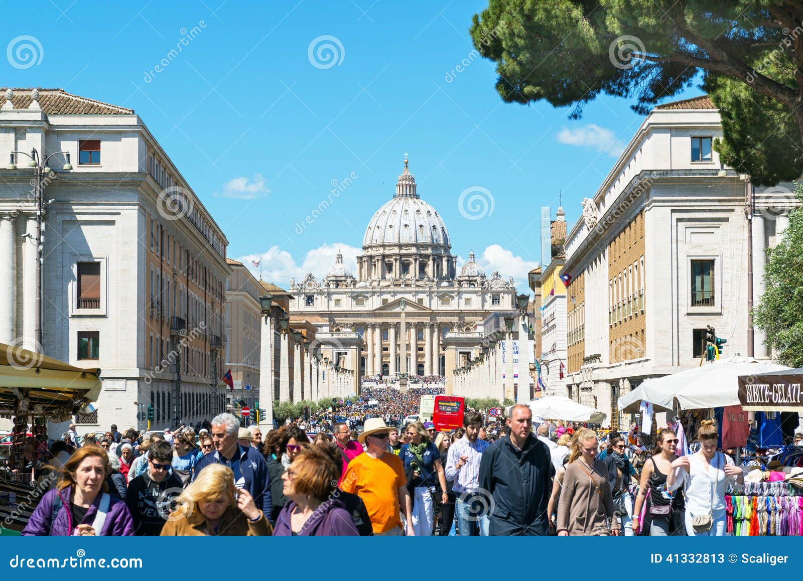 Crowds of Tourists Walk Around the Cathedral of St. Peter in Rom ...