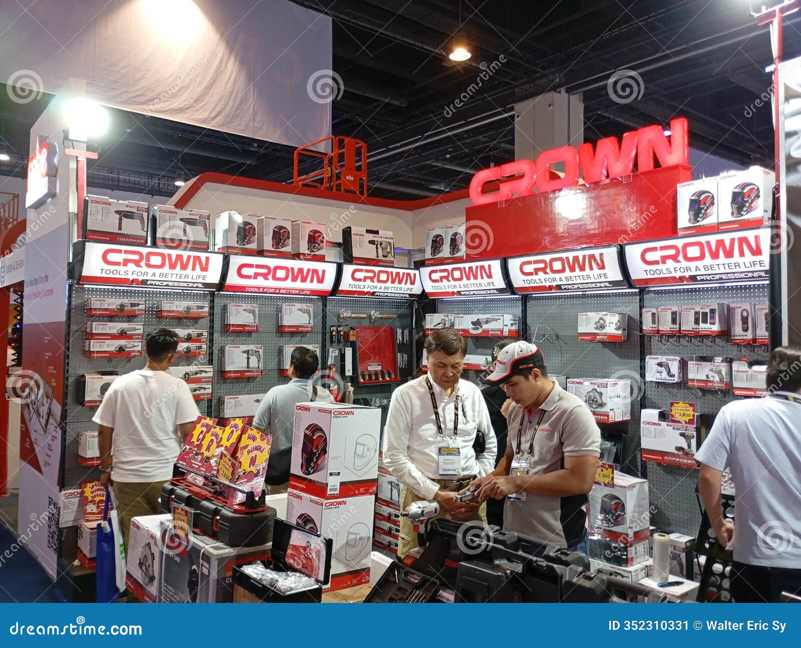 Crown Booth at Philconstruct Expo in Pasay, Philippines Editorial Photo ...