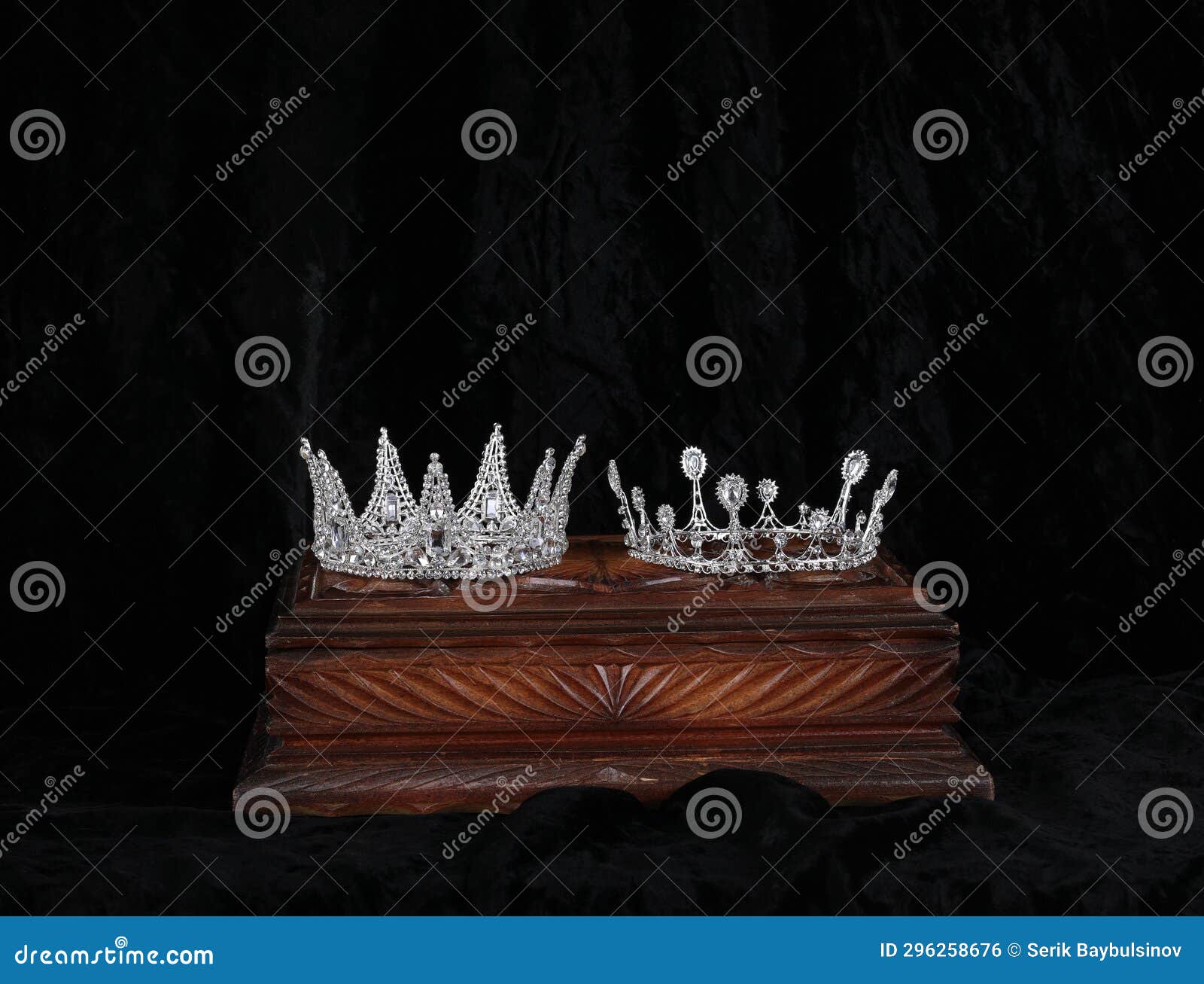 Crown on box, black velvet stock photo. Image of kingdom - 296258676
