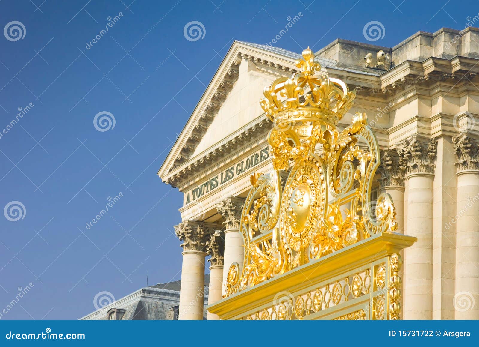 Crown Over the Gate and Palace in Versailles Stock Photo - Image of ...