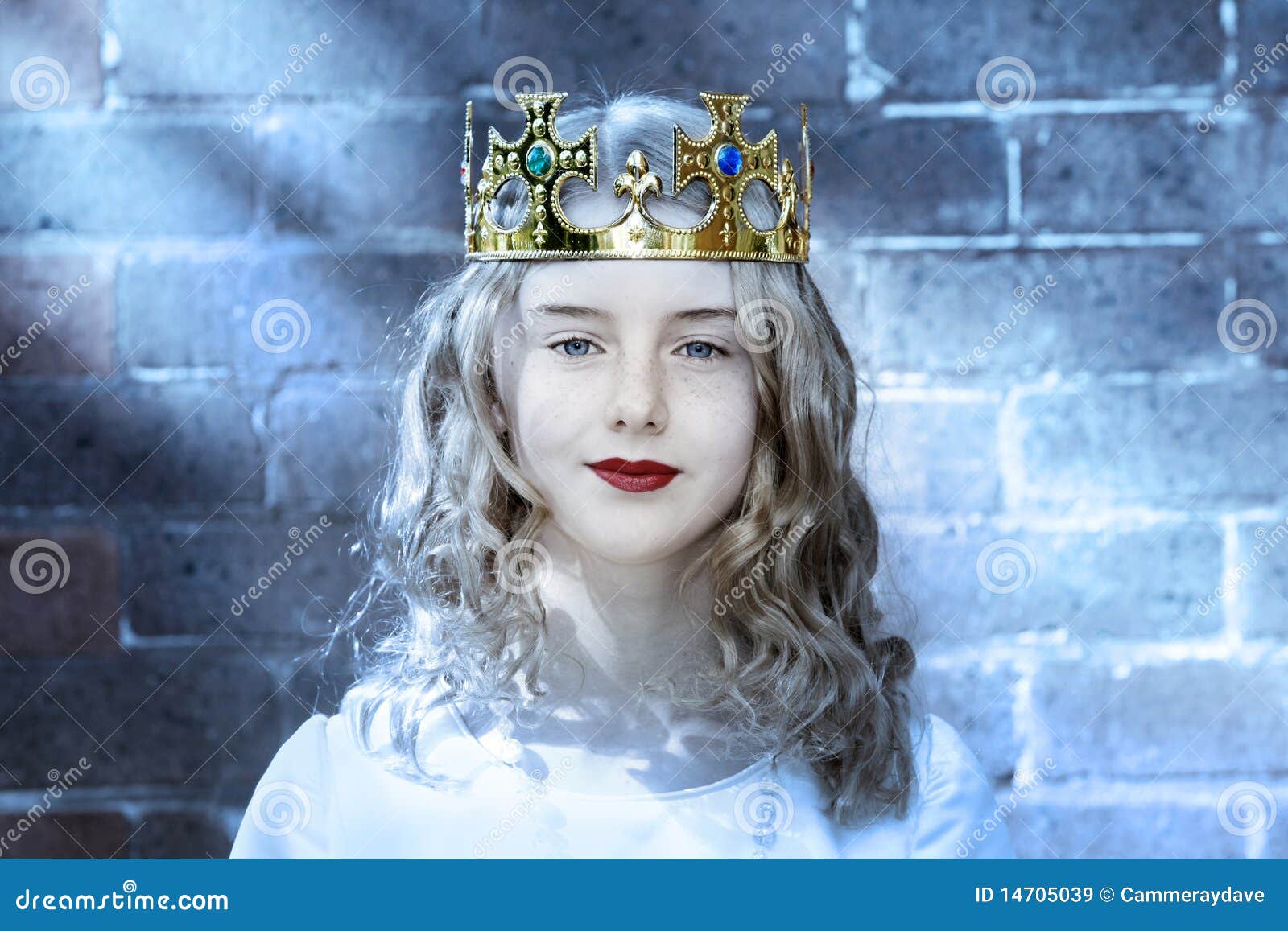 Crown Queen Girl Child Princess Stock Image - Image of daydream ...