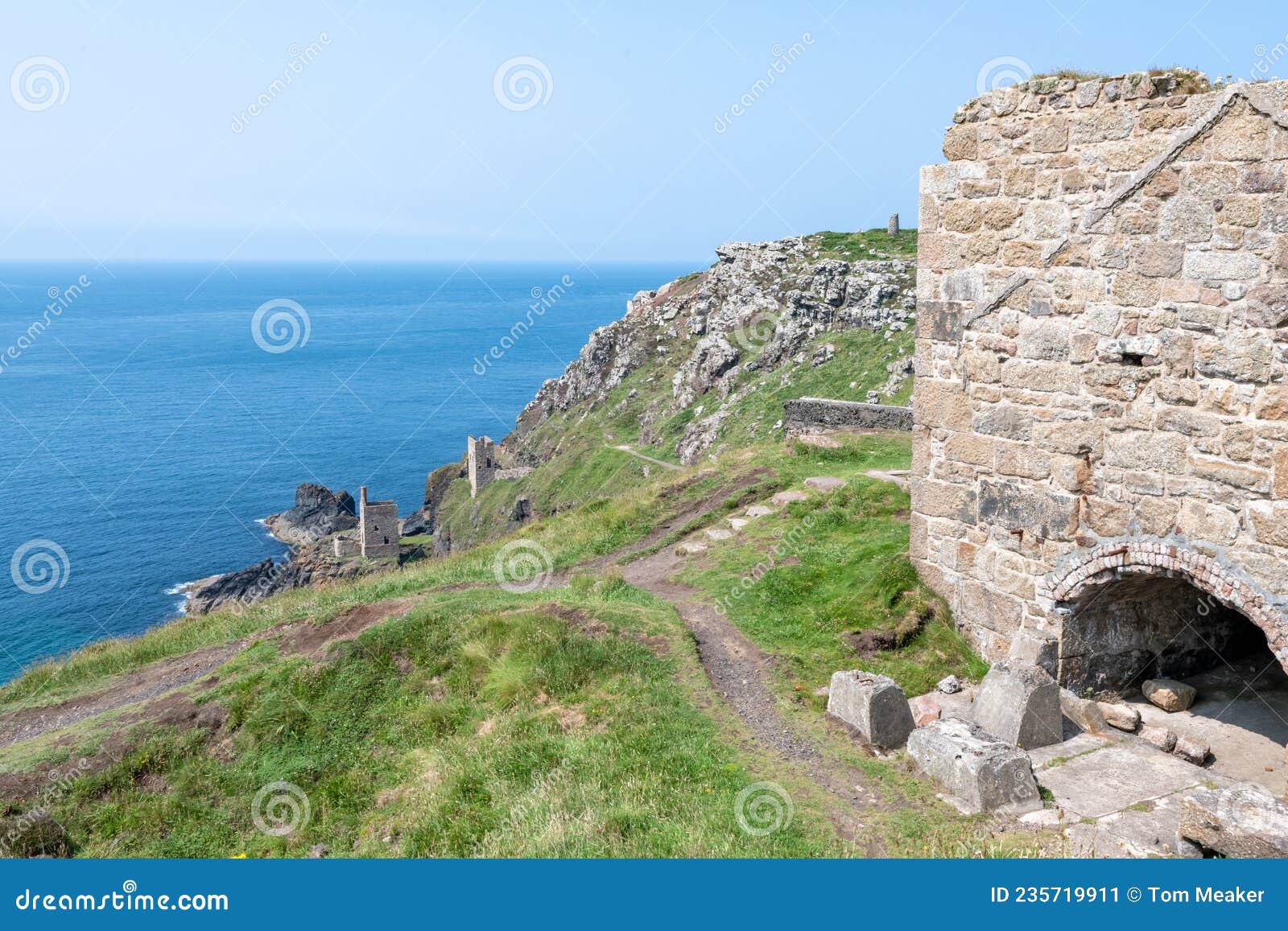 Botallack mine in Cornwall stock image. Image of history - 235719911