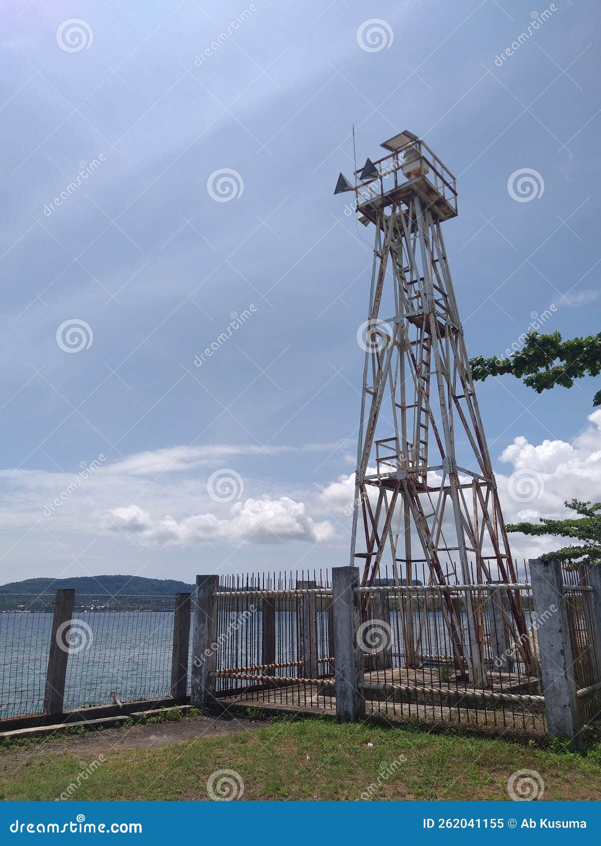 Crucial Warning Light Tower Stock Image - Image of warning, tower ...
