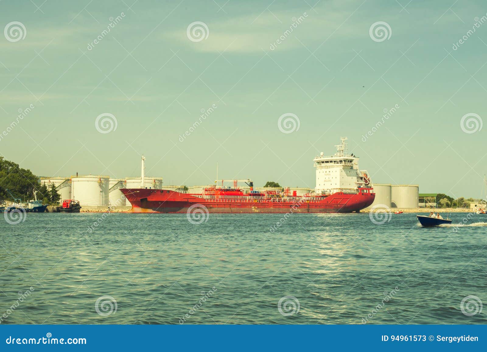Crude Red Oil Tanker Loading in the Port Stock Image - Image of ...