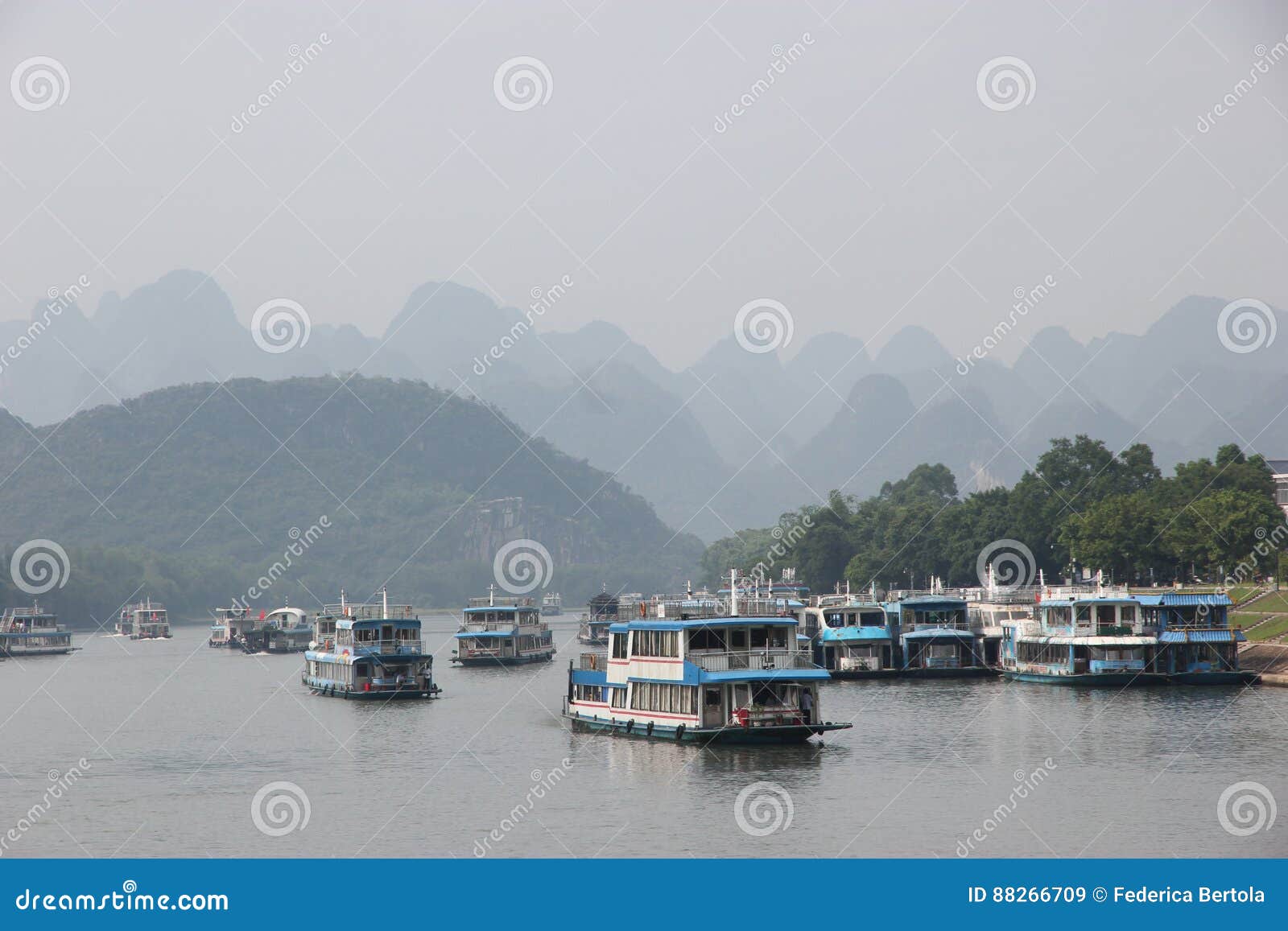 Cruise on the Lijiang River, China Stock Image - Image of guilin, trip ...