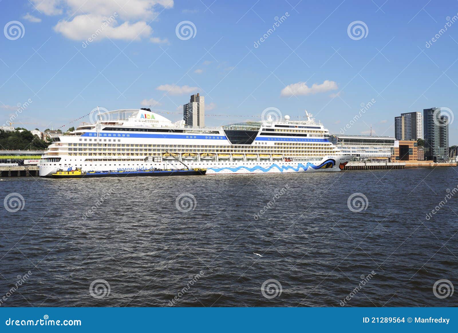 Cruise ship AIDAblu editorial stock image. Image of cityscape - 21289564