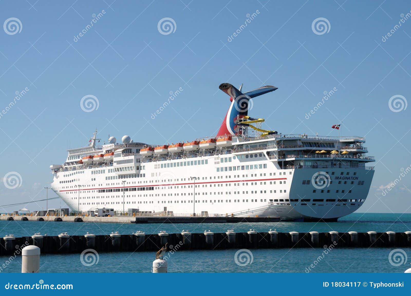 Cruise Ship Carnival Imagination Editorial Photography - Image of ...
