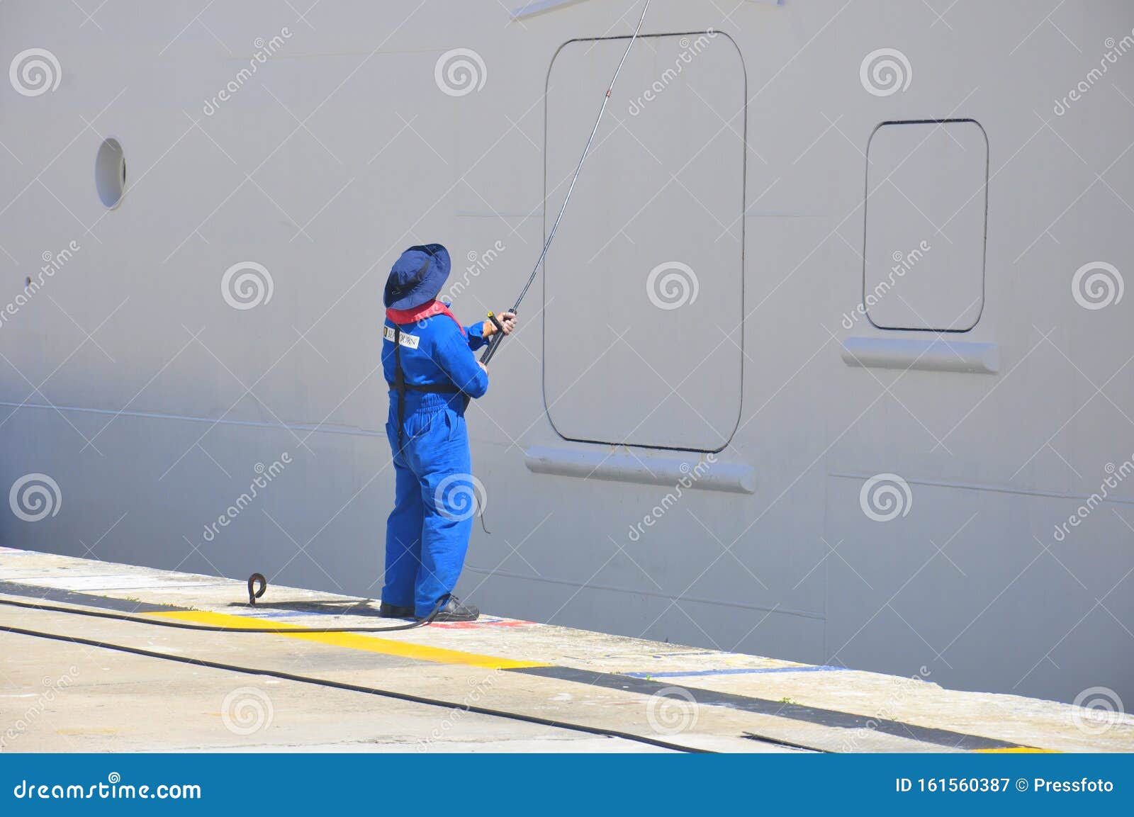 Cruise ship crew editorial photography. Image of hired - 161560387