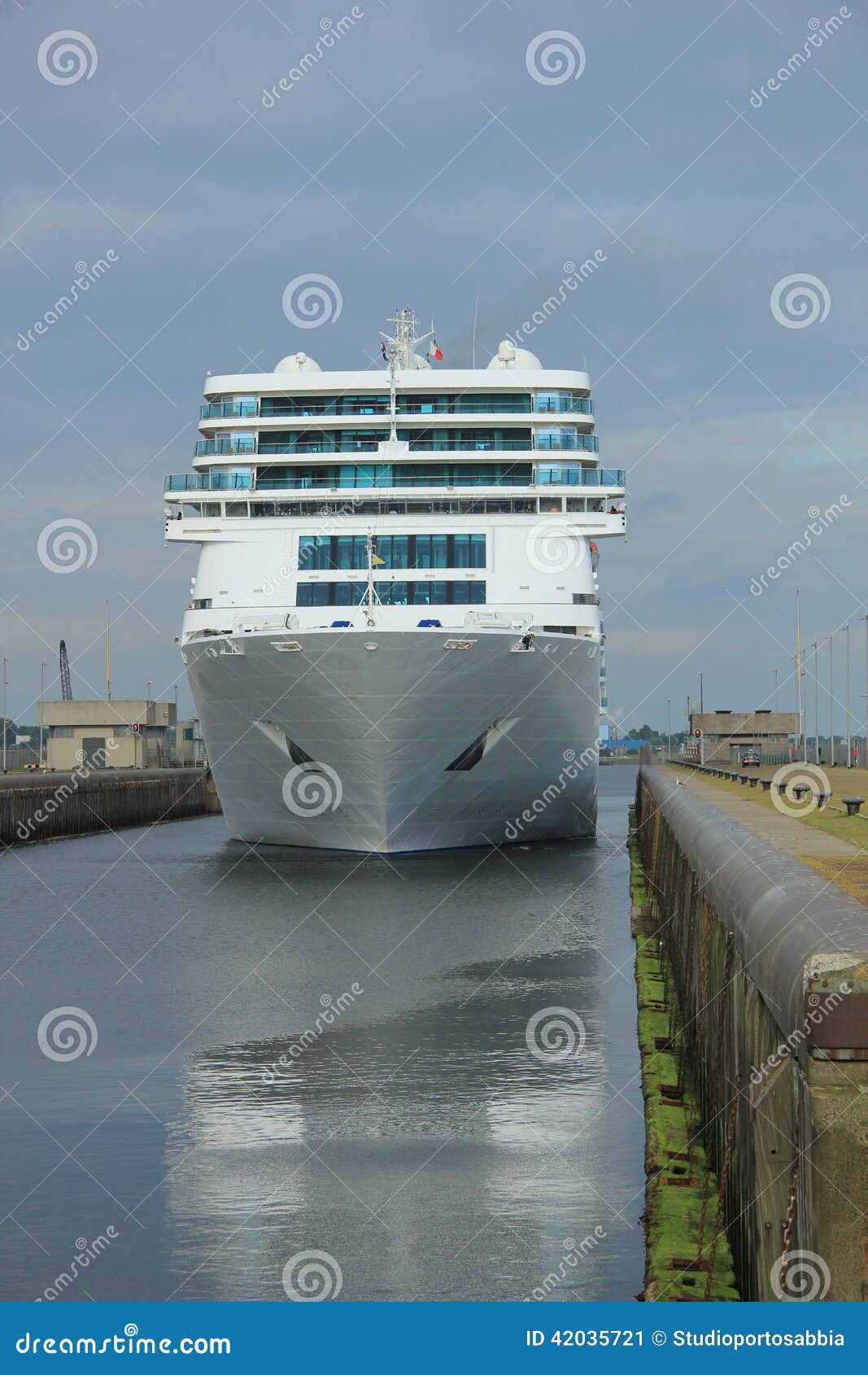 Cruise ship in dock stock image. Image of outdoor, trip - 42035721