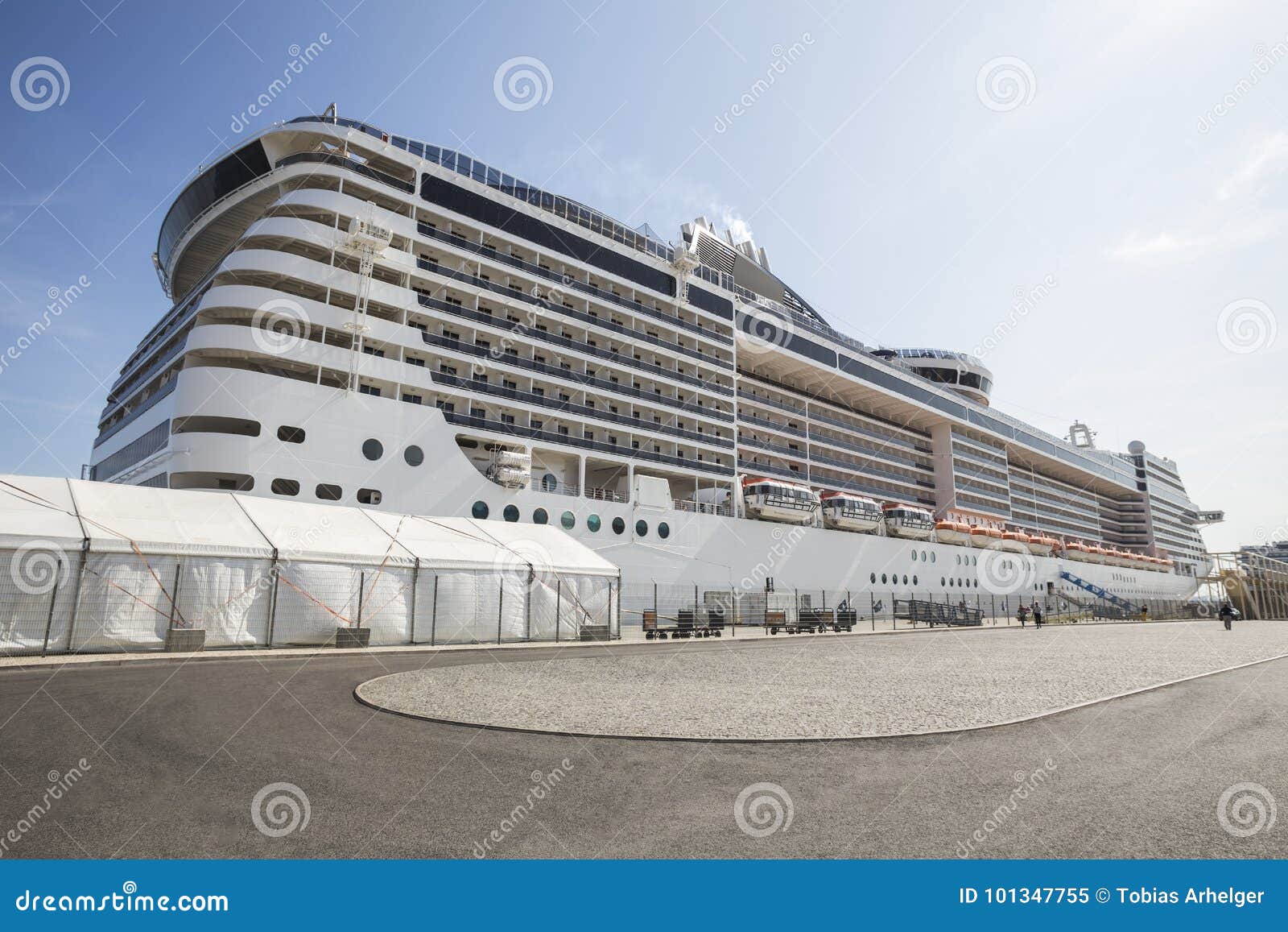 Cruise ship in a harbour editorial image. Image of luxury - 101347755