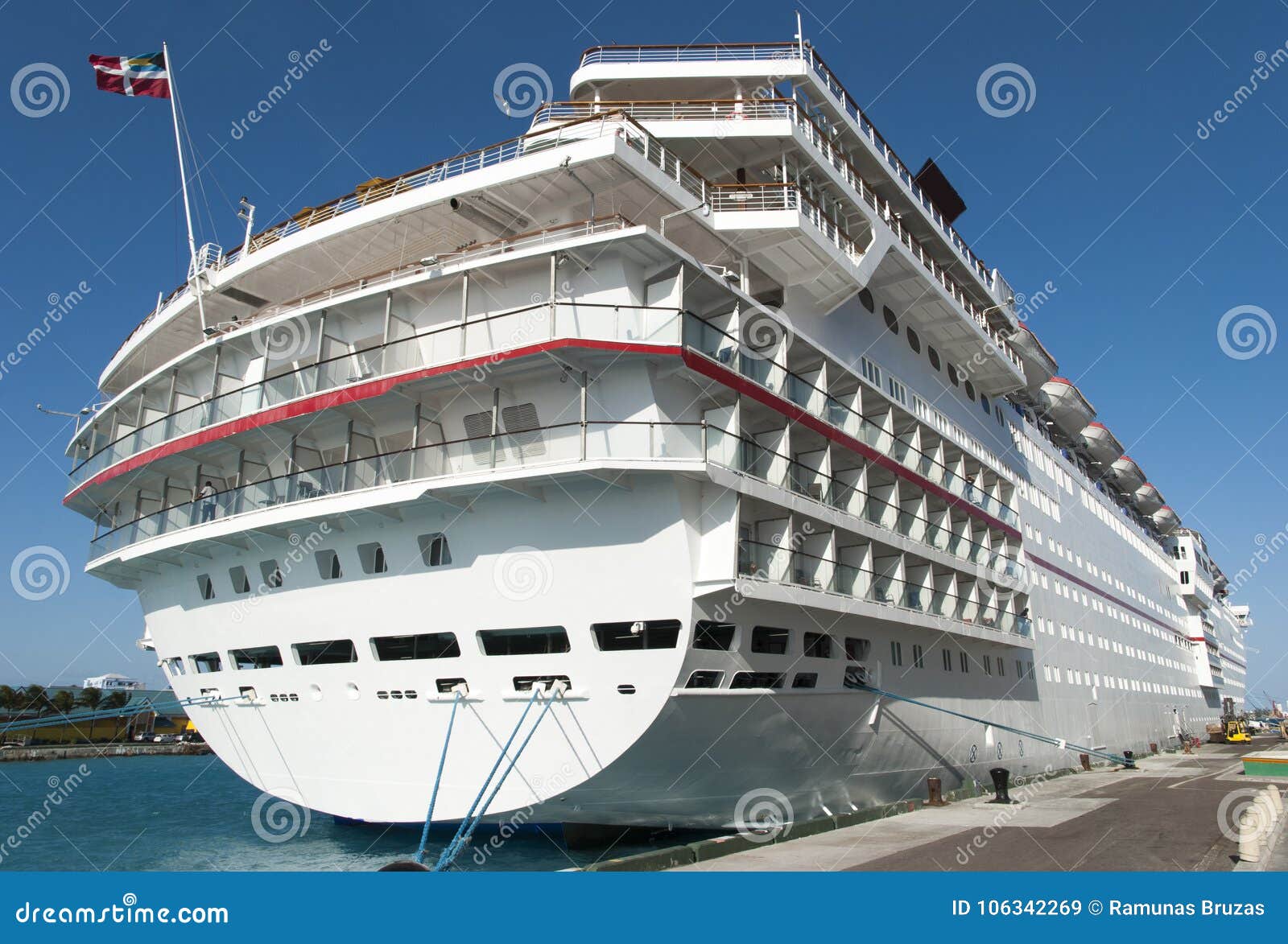Cruise Ship In Nassau Stock Image Image Of City Ship 106342269