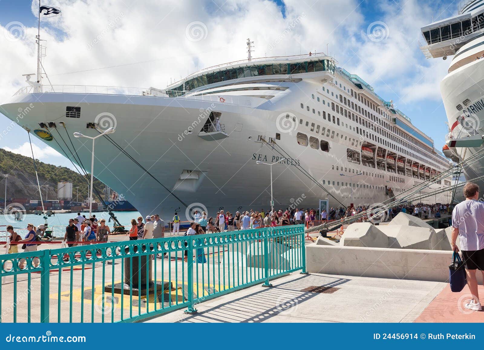 Cruise Ship Passengers On Dock Editorial Stock Image - Image: 24456914