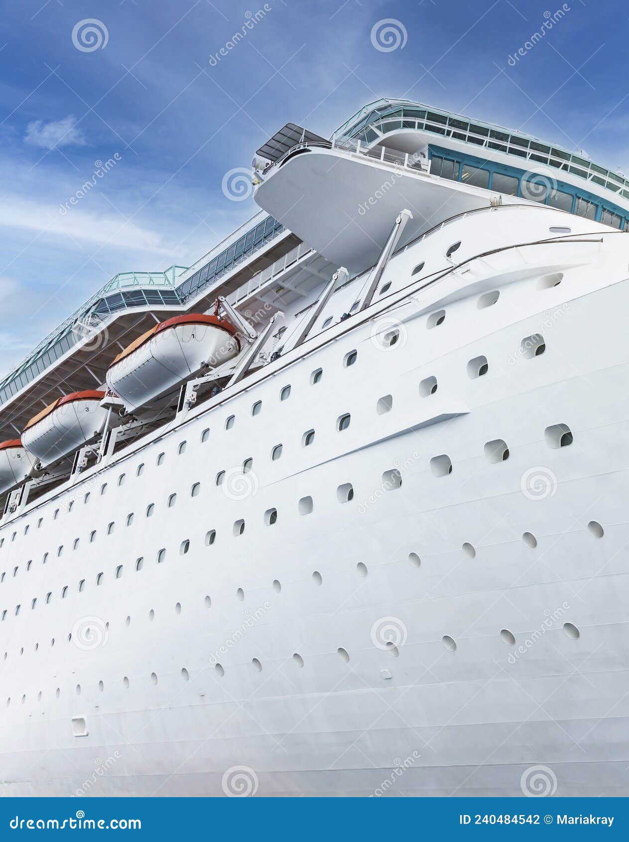 Cruise Ship Side View with Blue Sky. Vacation on Ocean Liner Concept ...