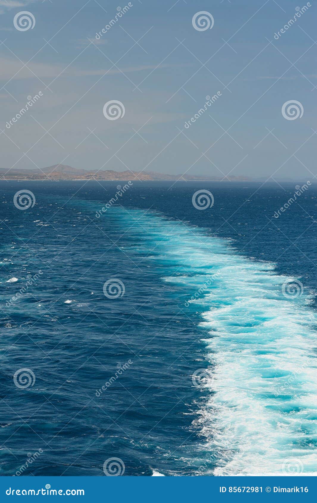 Cruise ship trace on sea stock image. Image of speed - 85672981