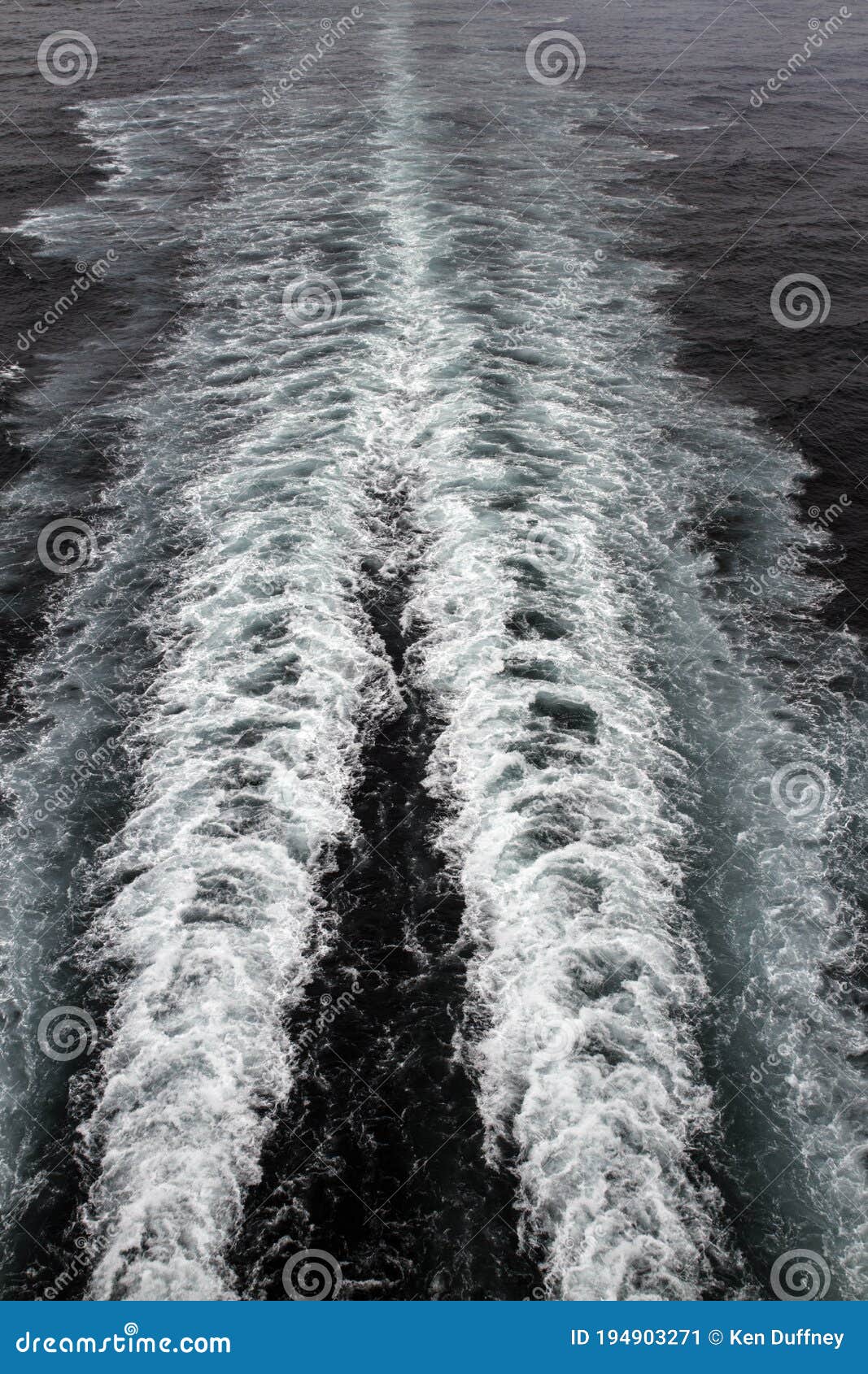 Cruise ship wake stock image. Image of motion, ripple - 194903271
