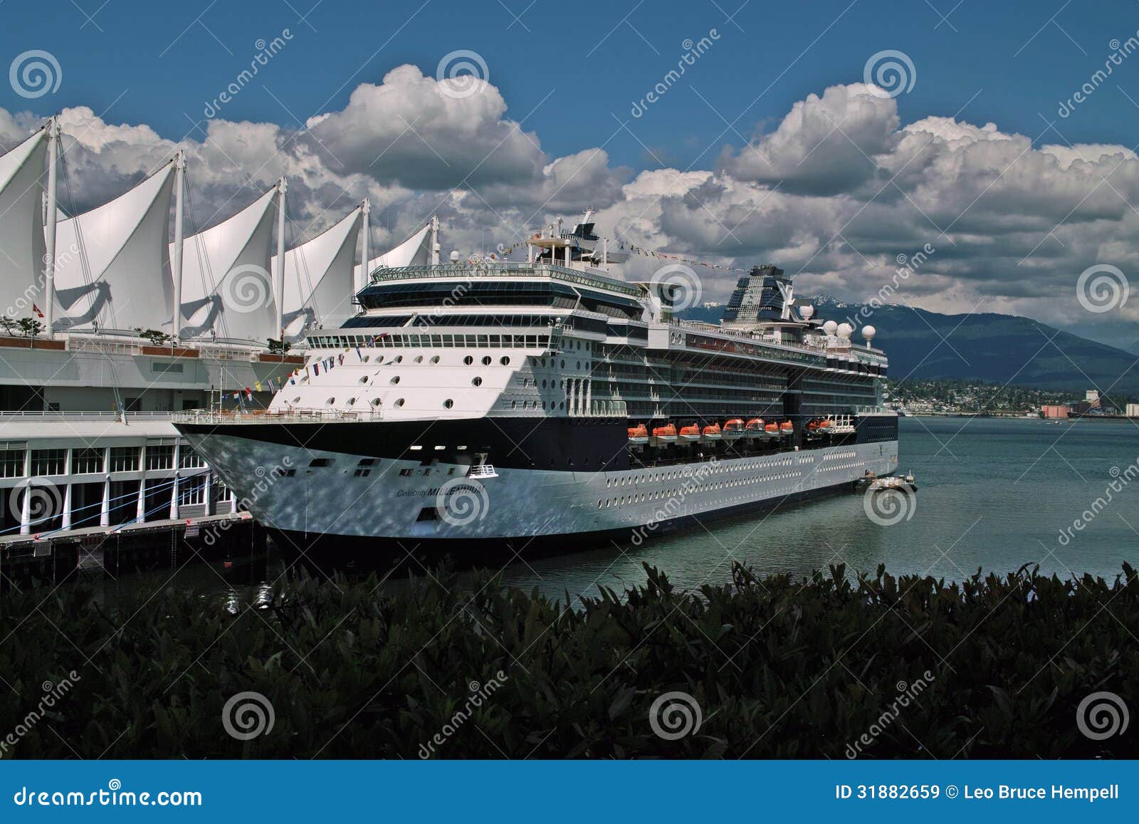 Cruiseschip, Vancouver BC Canada Redactionele Stock Afbeelding - Image ...