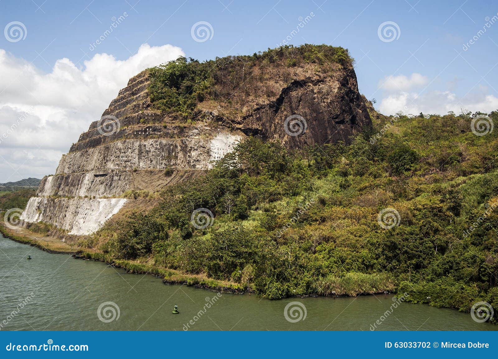 Cruising To Panama Canal Mountain. Stock Photo - Image of queen, ocean ...