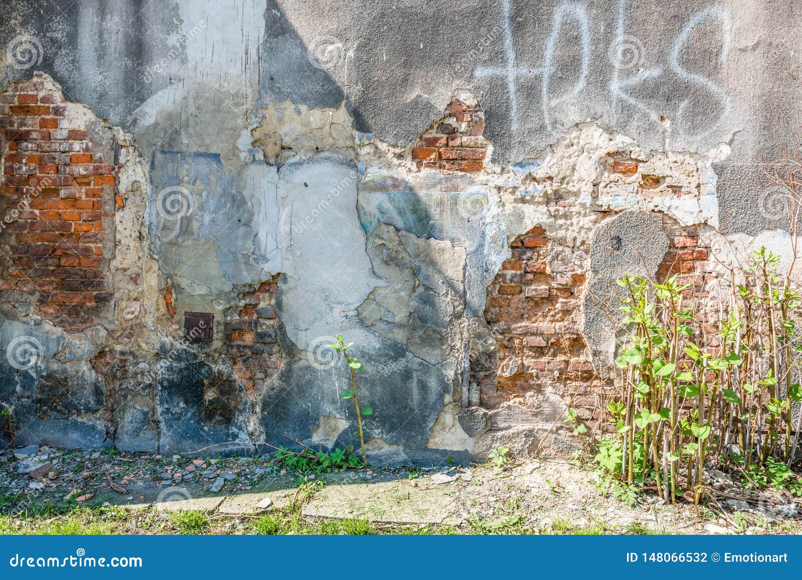 Crumbling, Breaking White Render on Old Brick Wall Stock Photo - Image ...