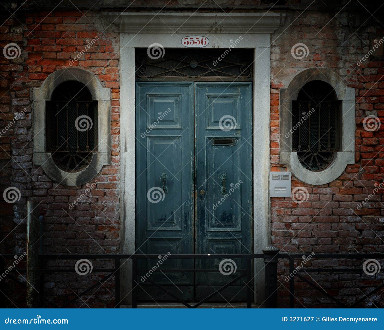 Crumbling Weathered Entrance Stock Image - Image of wood, metal: 3271627