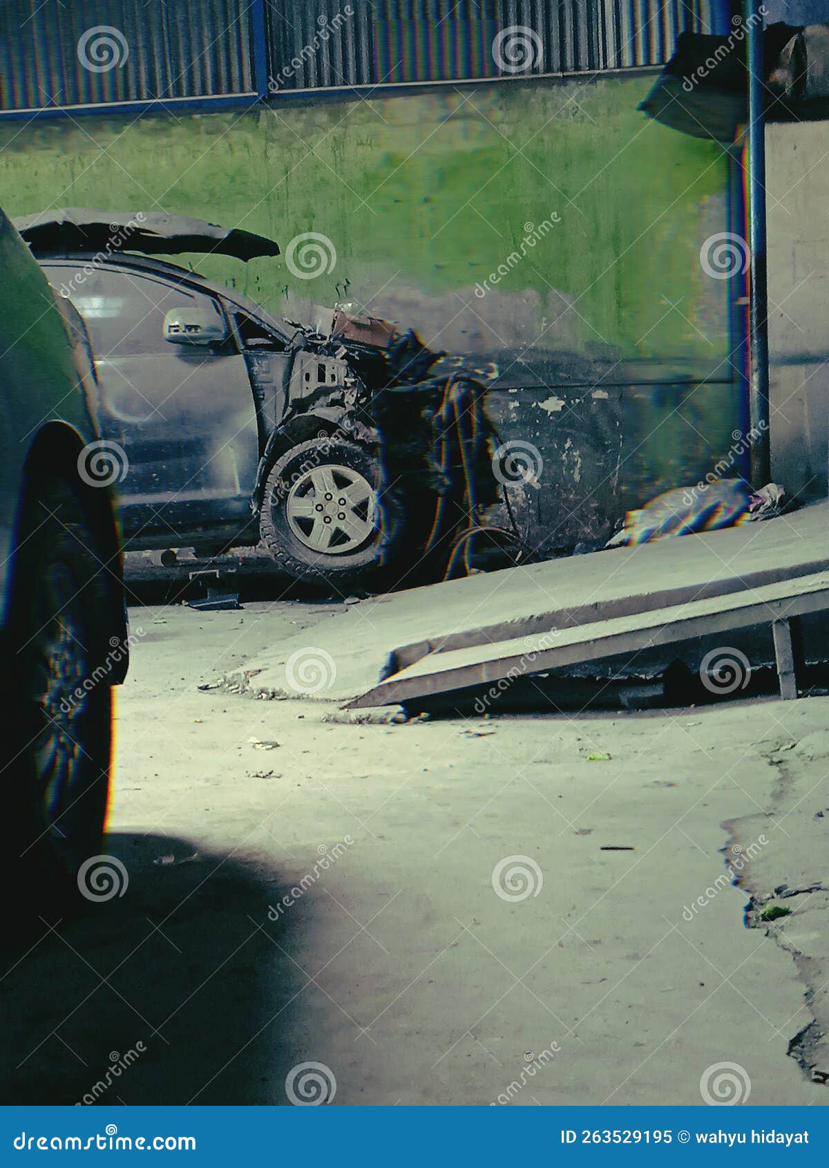 Crumple car in the garage stock image. Image of wheels - 263529195