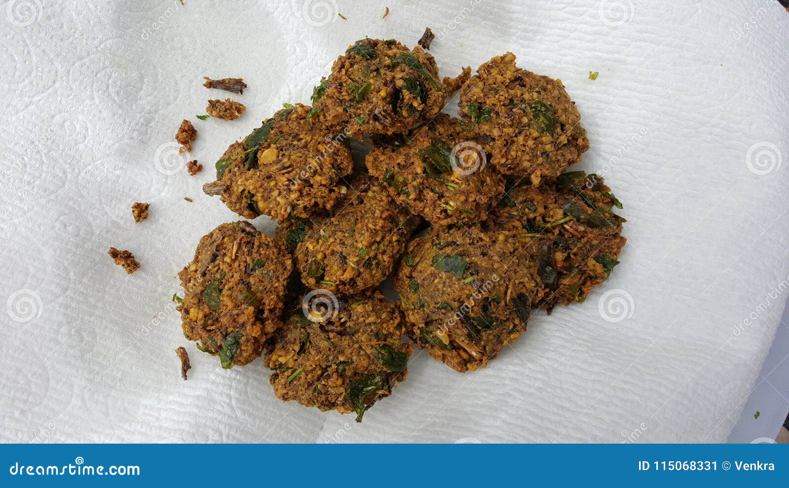Dhal vada stock image. Image of crunchy, paruppu, delicious - 115068331