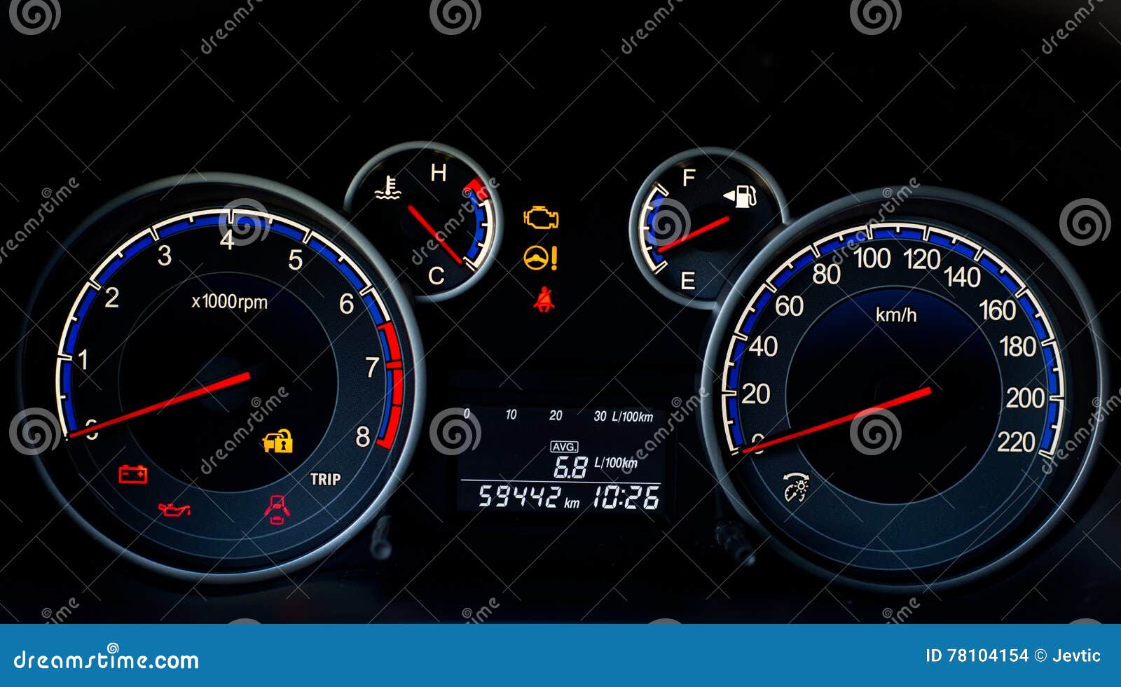 Cruscotto Illuminato Dell'automobile Fotografia Stock - Immagine di ...