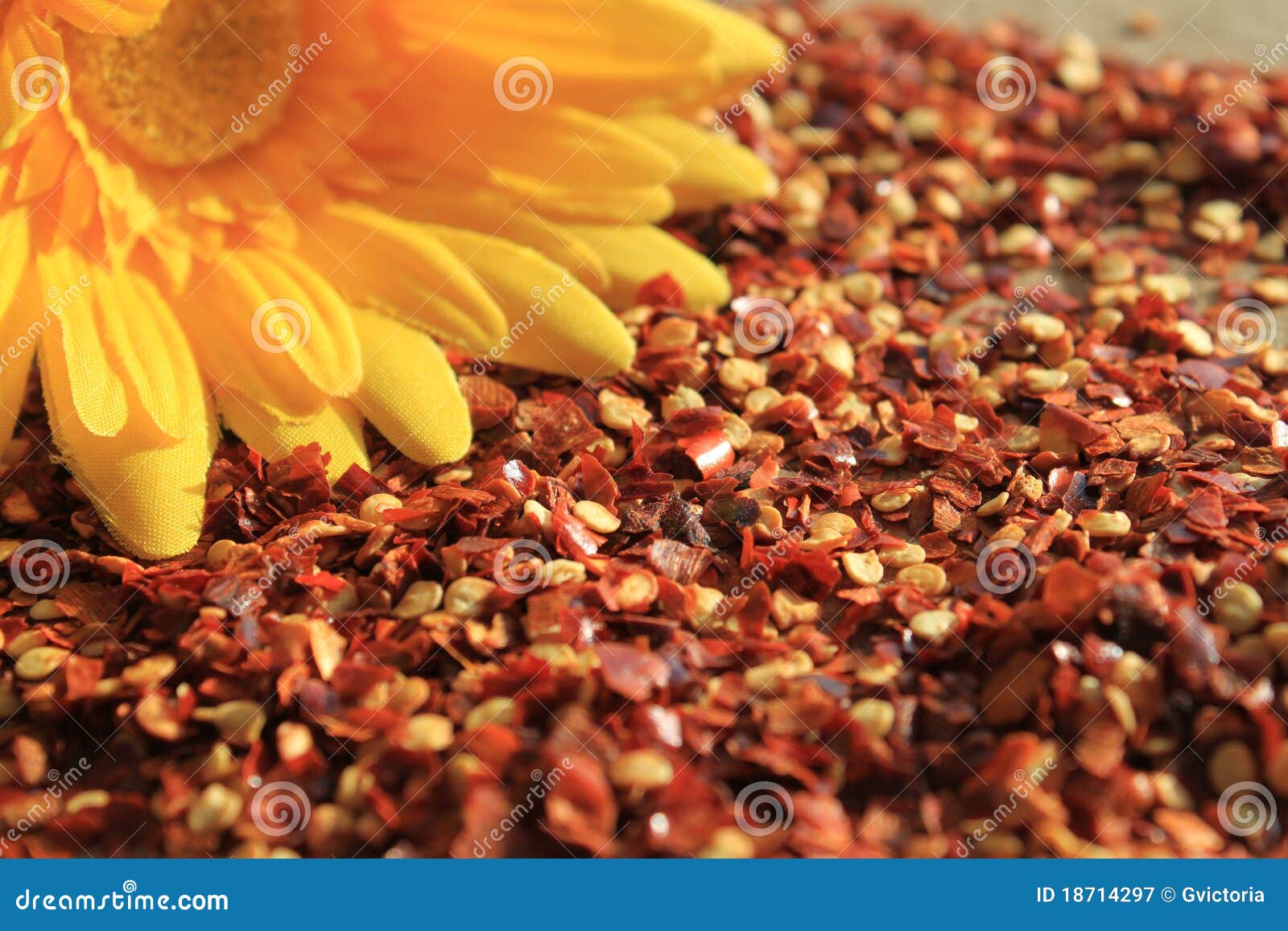 Crushed red pepper stock image. Image of closeup, ground - 18714297