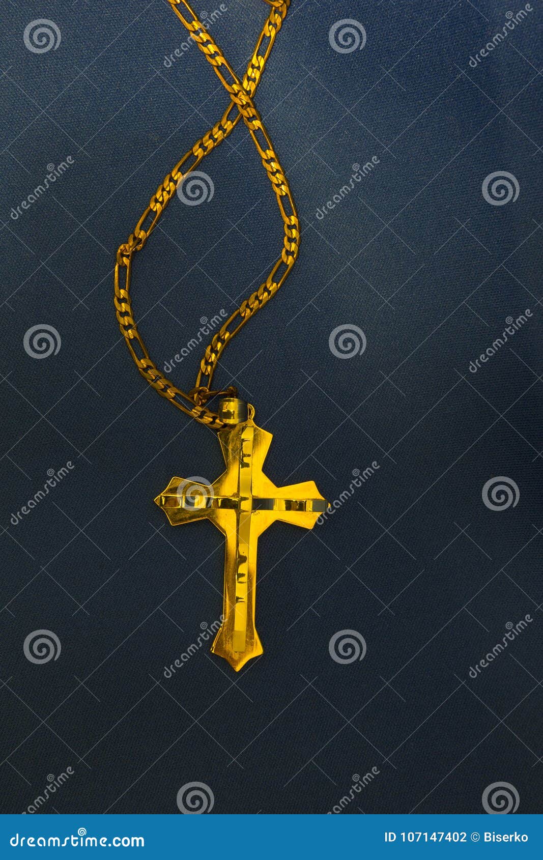 Cruz cristiana moderna foto de archivo. Imagen de estilo - 107147402