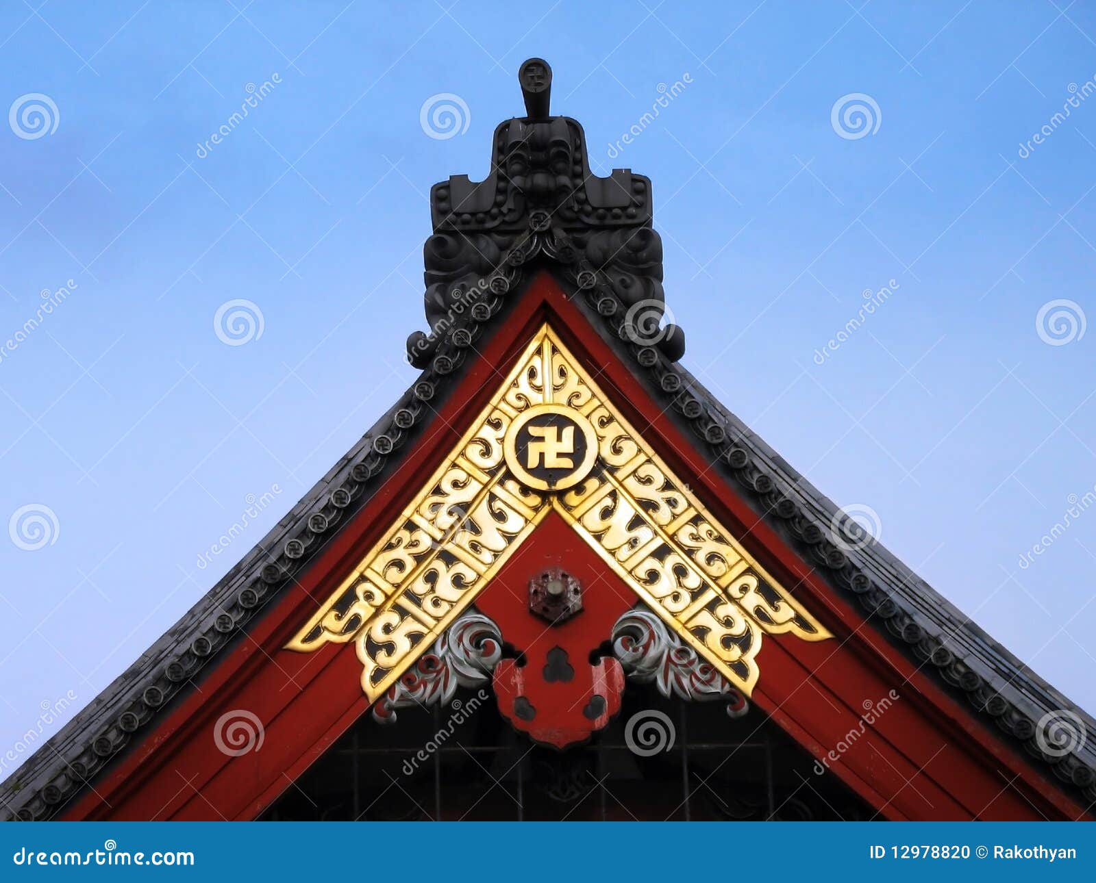 Cruz Gamada En Un Templo Budista. Foto de archivo - Imagen de solar ...