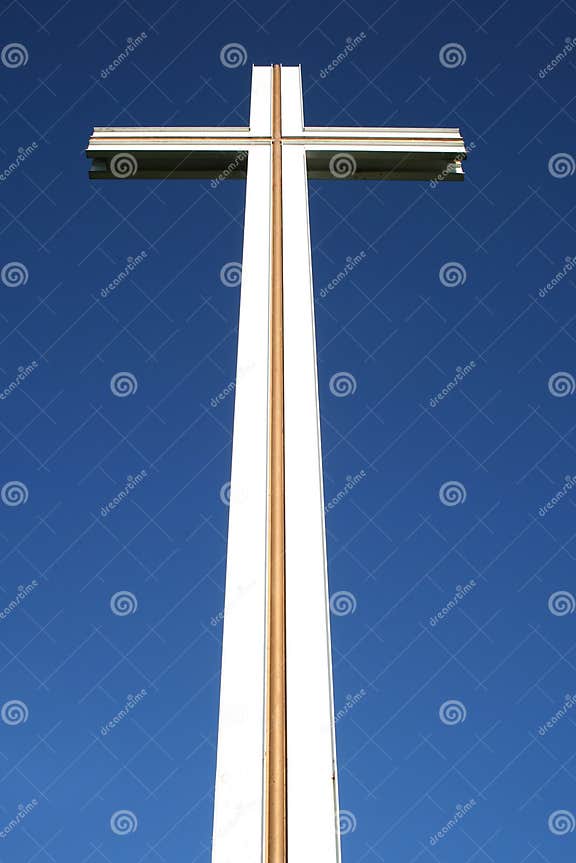 Cruz papal foto de archivo. Imagen de pascua, monumento - 8736602