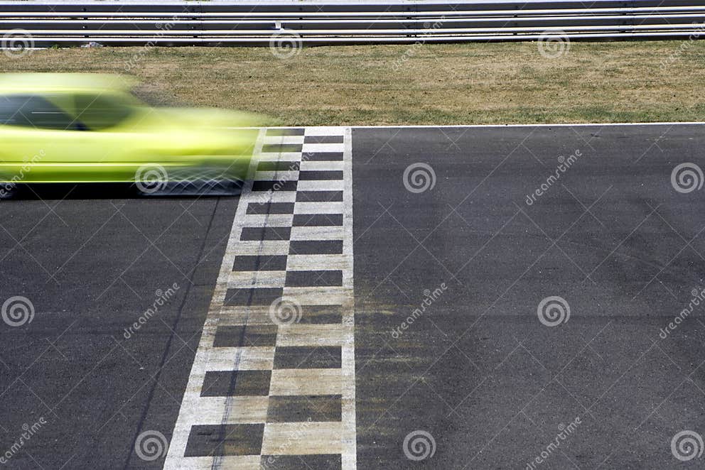 Cruzando a linha foto de stock. Imagem de esporte, estilo - 12830026