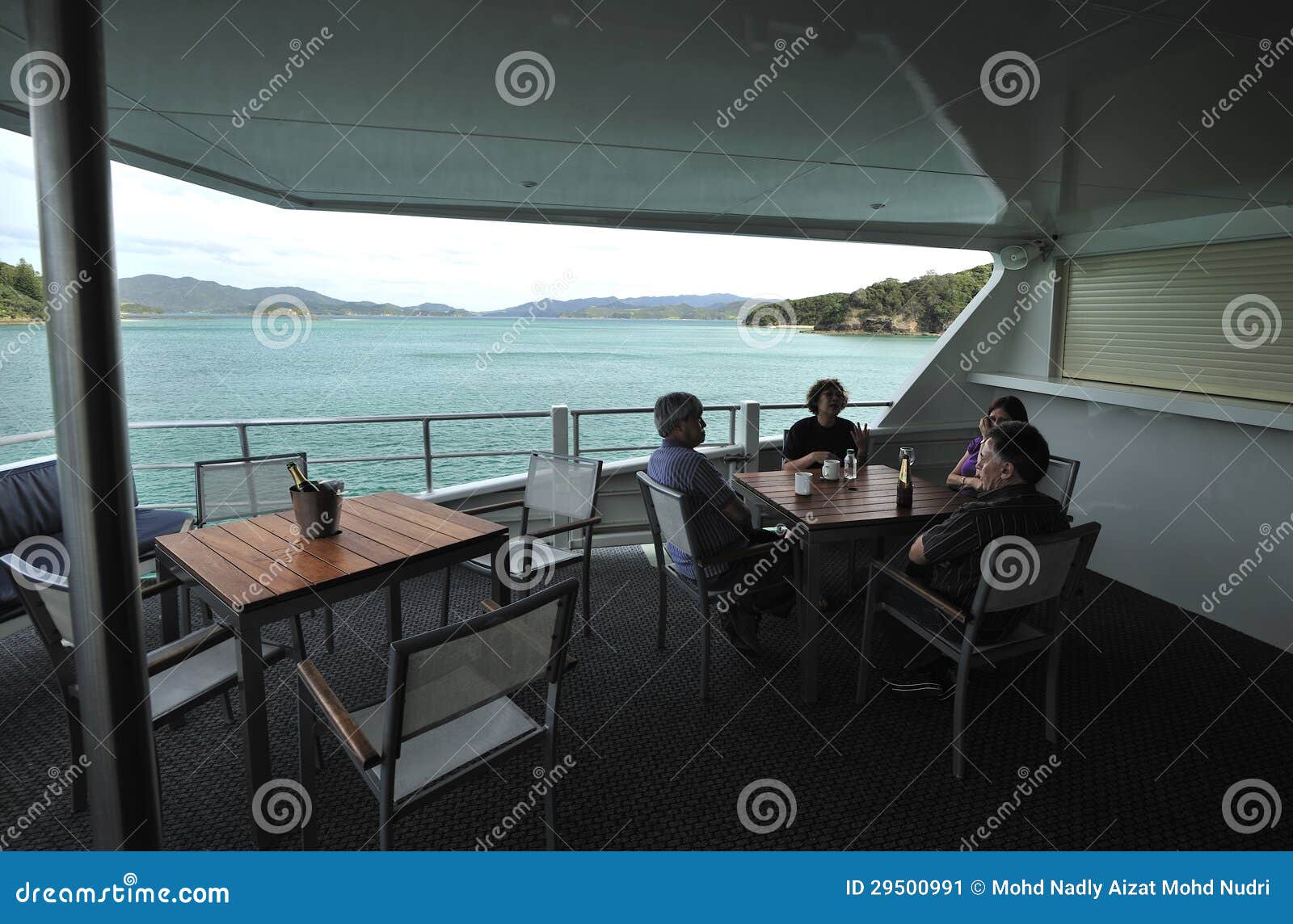 Cruzeiro De Noite De Ipipiri Foto Editorial - Imagem de relaxamento ...