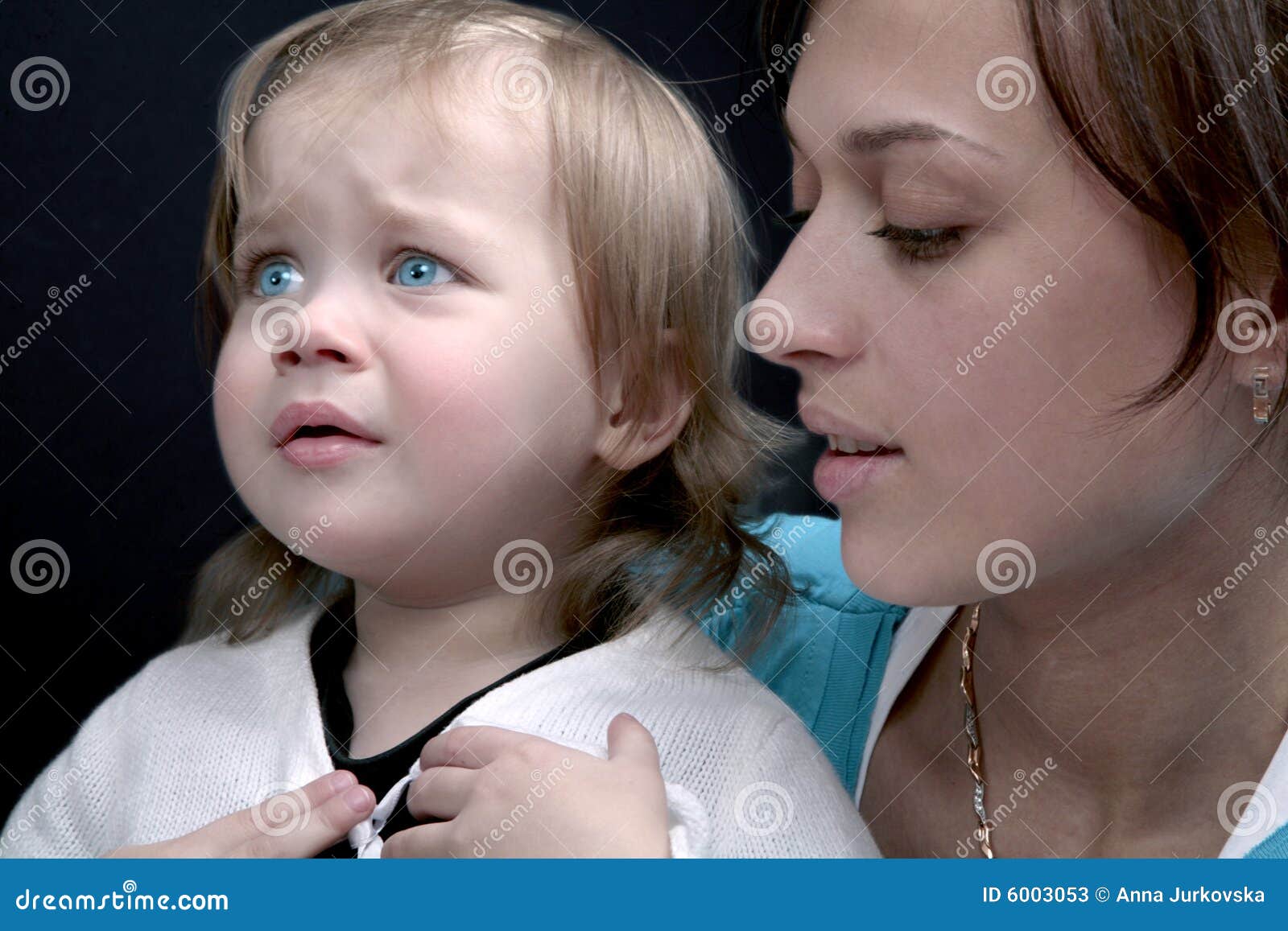 Crying baby with mom stock image. Image of family, childhood - 6003053