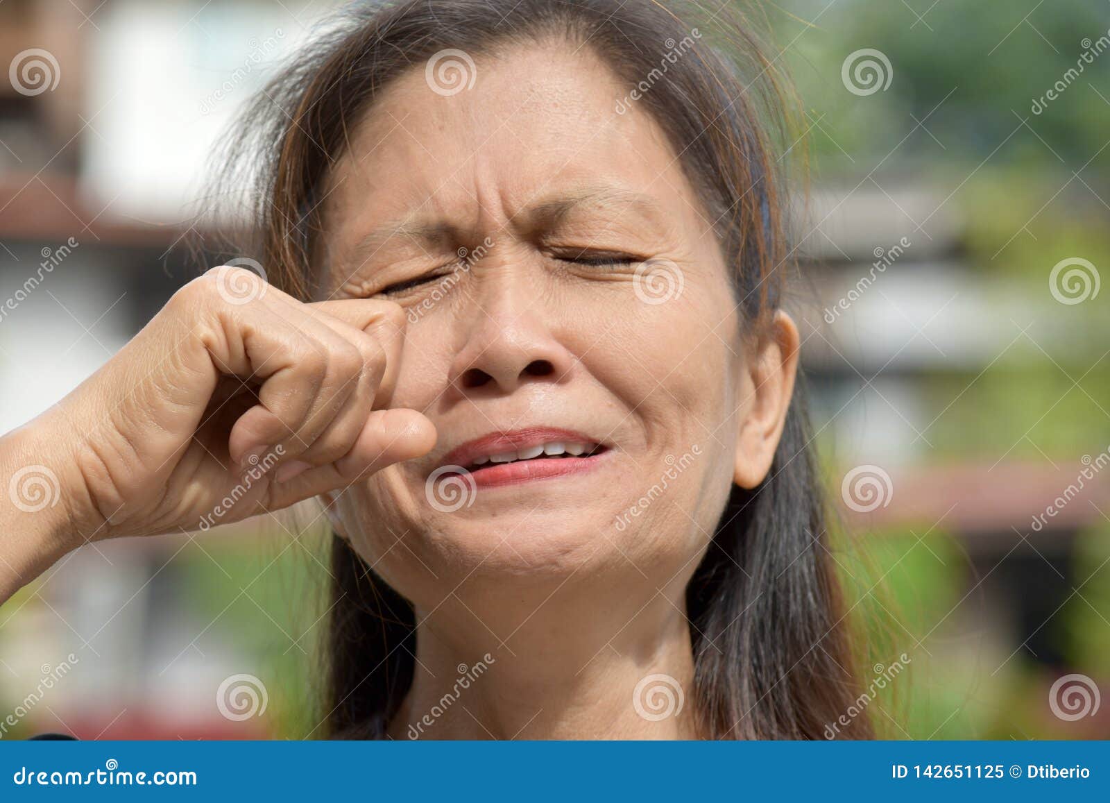 Crying Female Senior Granny Stock Image - Image of senior, older: 142651125