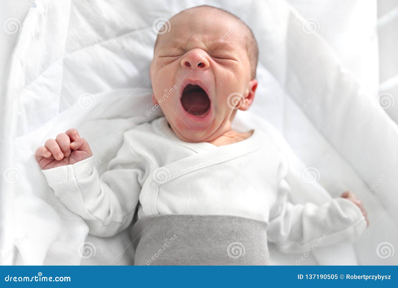Crying newborn baby stock image. Image of child, crying - 137190505