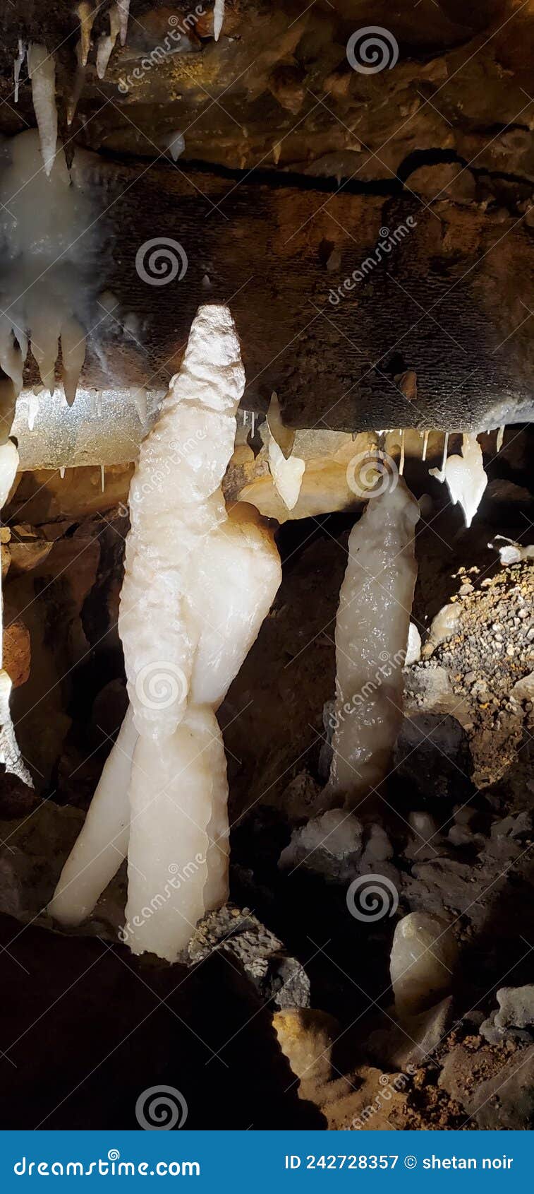 Crystal Formations Inside a Cave Stock Image - Image of formation ...
