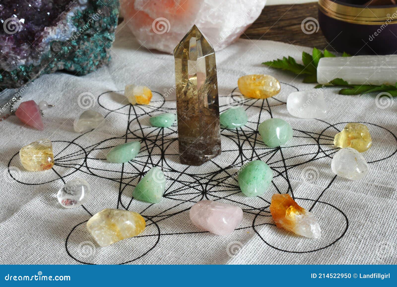 Crystal Healing Grid and Sacred Geometry Stock Photo - Image of citrine ...