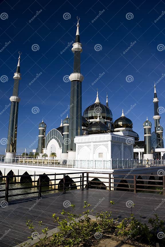 Crystal Mosque stock image. Image of prayer, terengganu - 5389185
