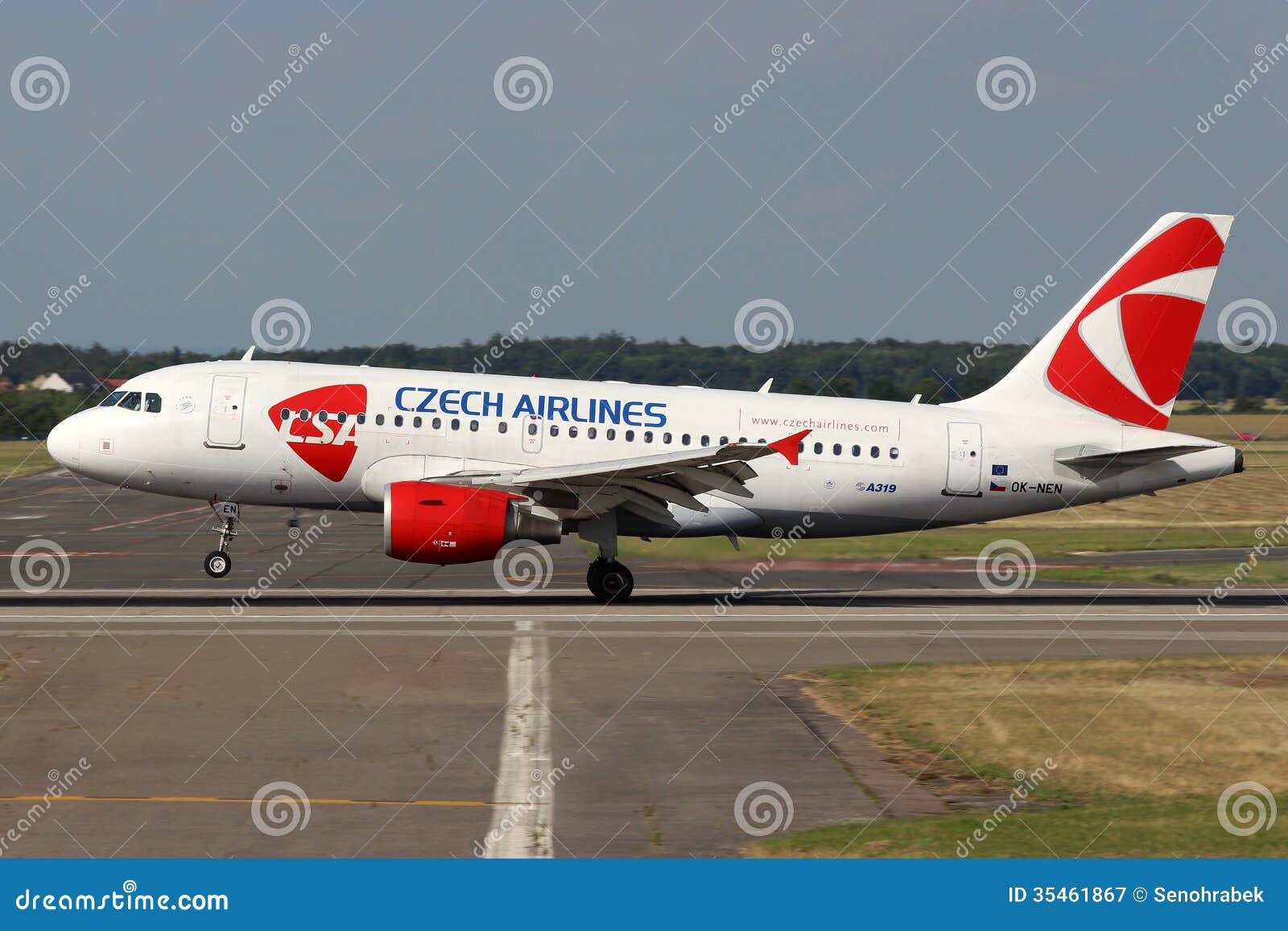 CSA - Czech Airlines fotografía editorial. Imagen de comercial - 35461867