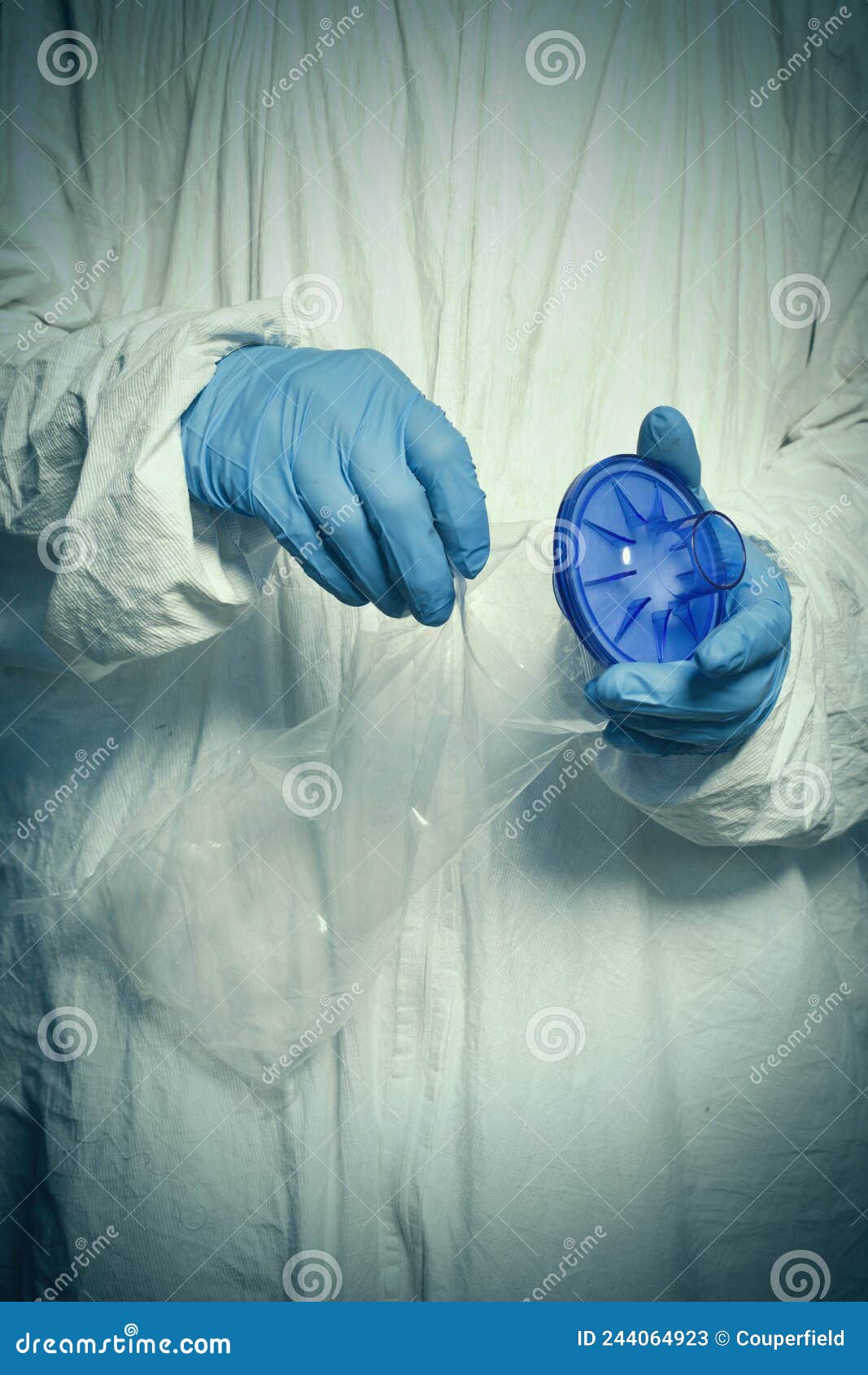 CSI - Technician Packing Special Micro Particles Filter with Potential ...