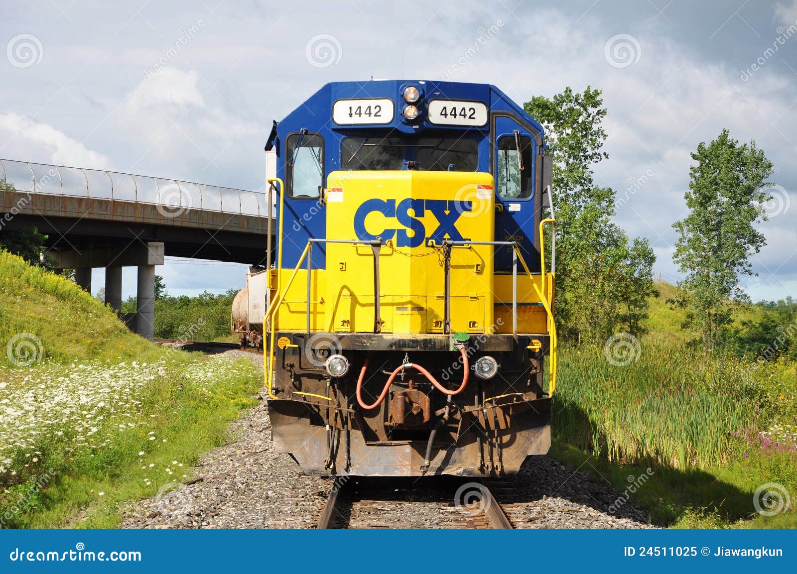 CSX Diesel Locomotive editorial image. Image of industrial - 24511025