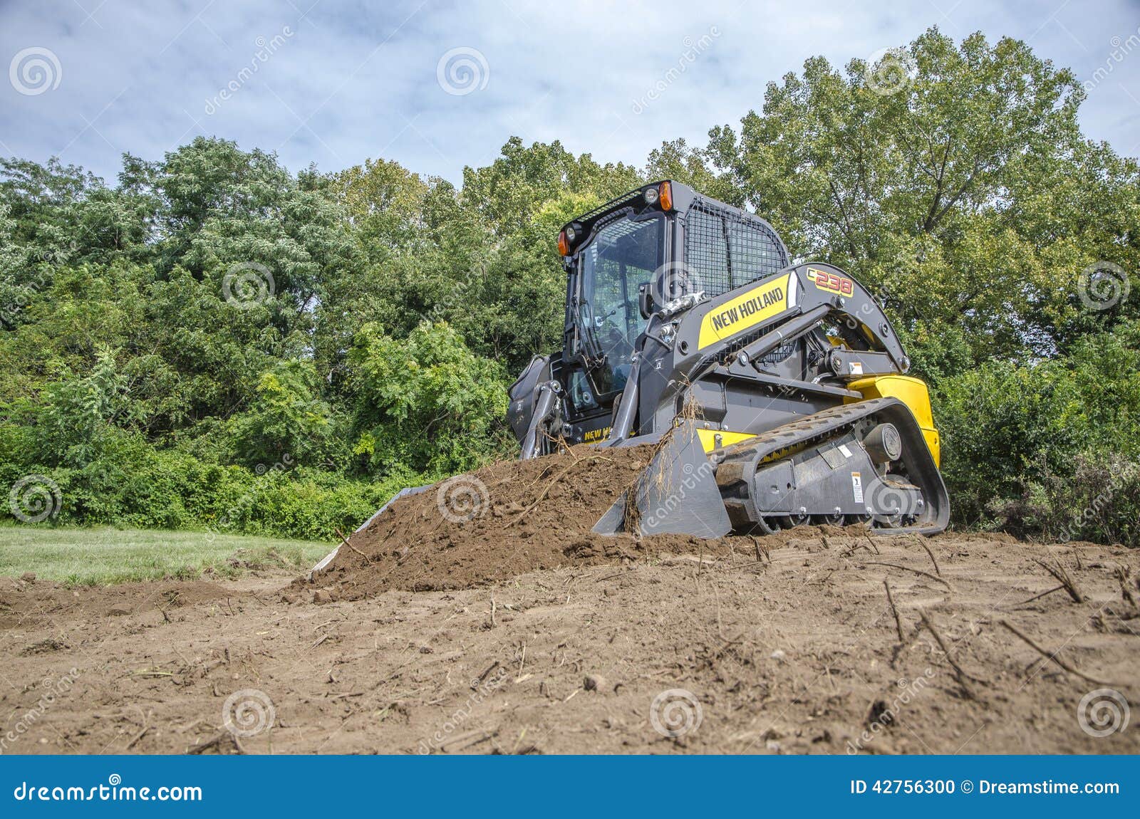 CTL Pushing Dirt stock photo. Image of compacttrackloader - 42756300