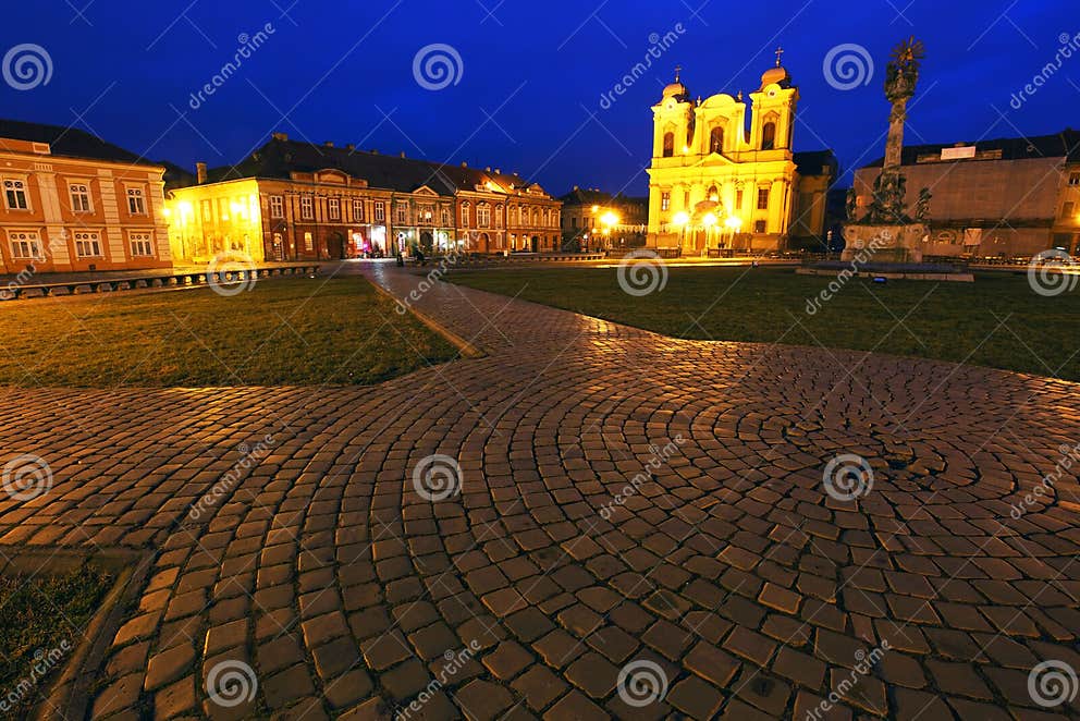 Cuadrado De Unirii De Timisoara Imagen de archivo - Imagen de ciudad ...