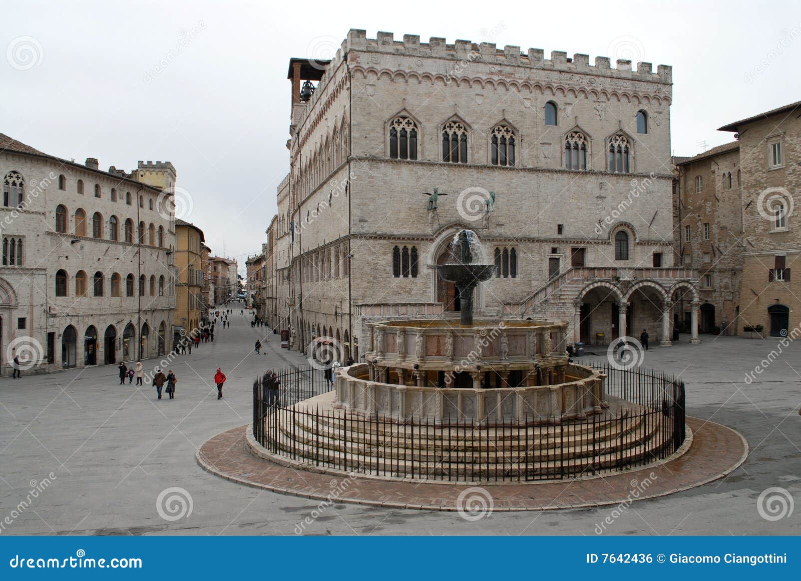 Cuadrado Principal De Perugia, Umbría - Italia Foto de archivo - Imagen ...