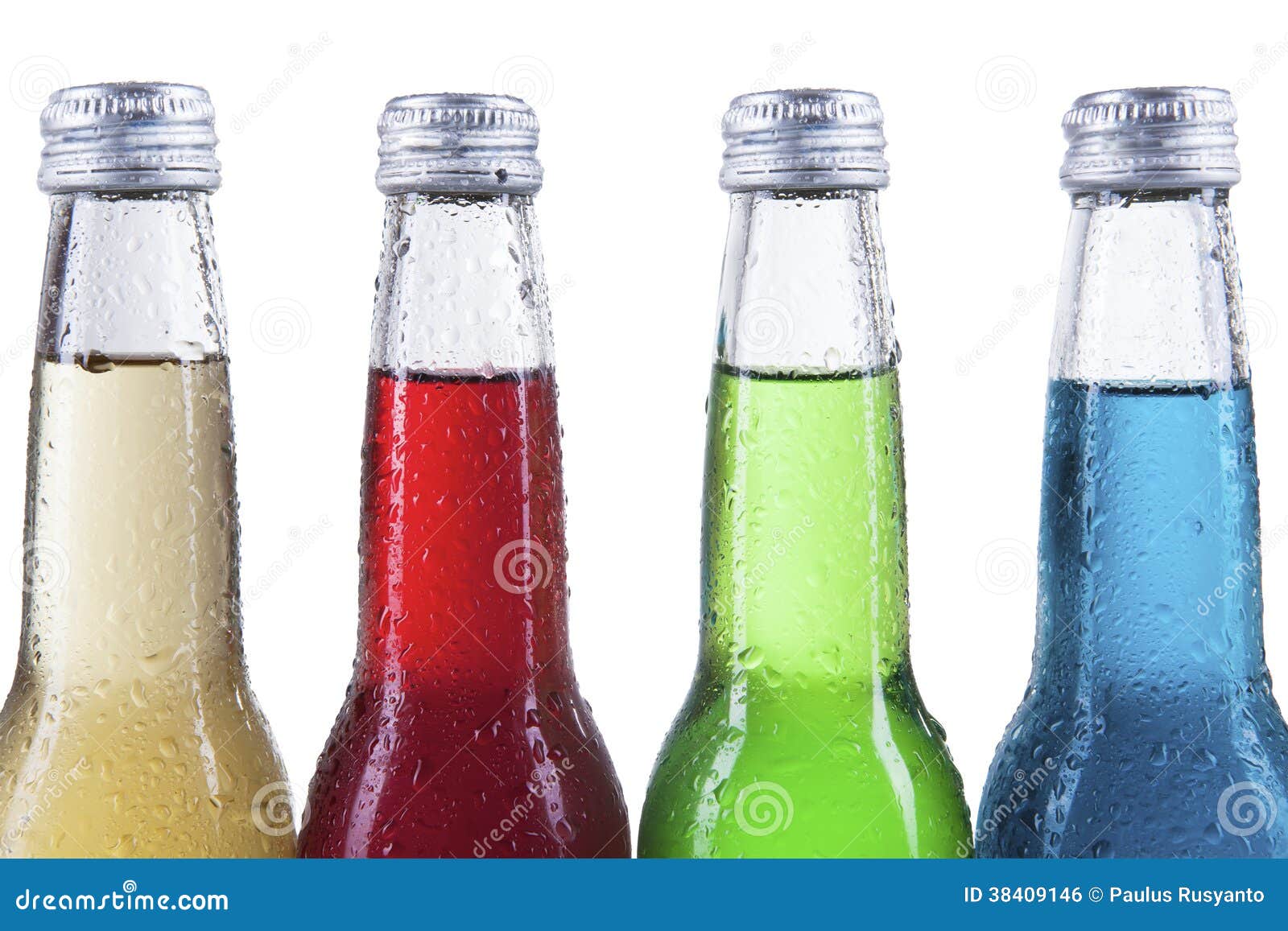 Cuatro Cervezas Con Diversos Colores Imagen de archivo libre de ...