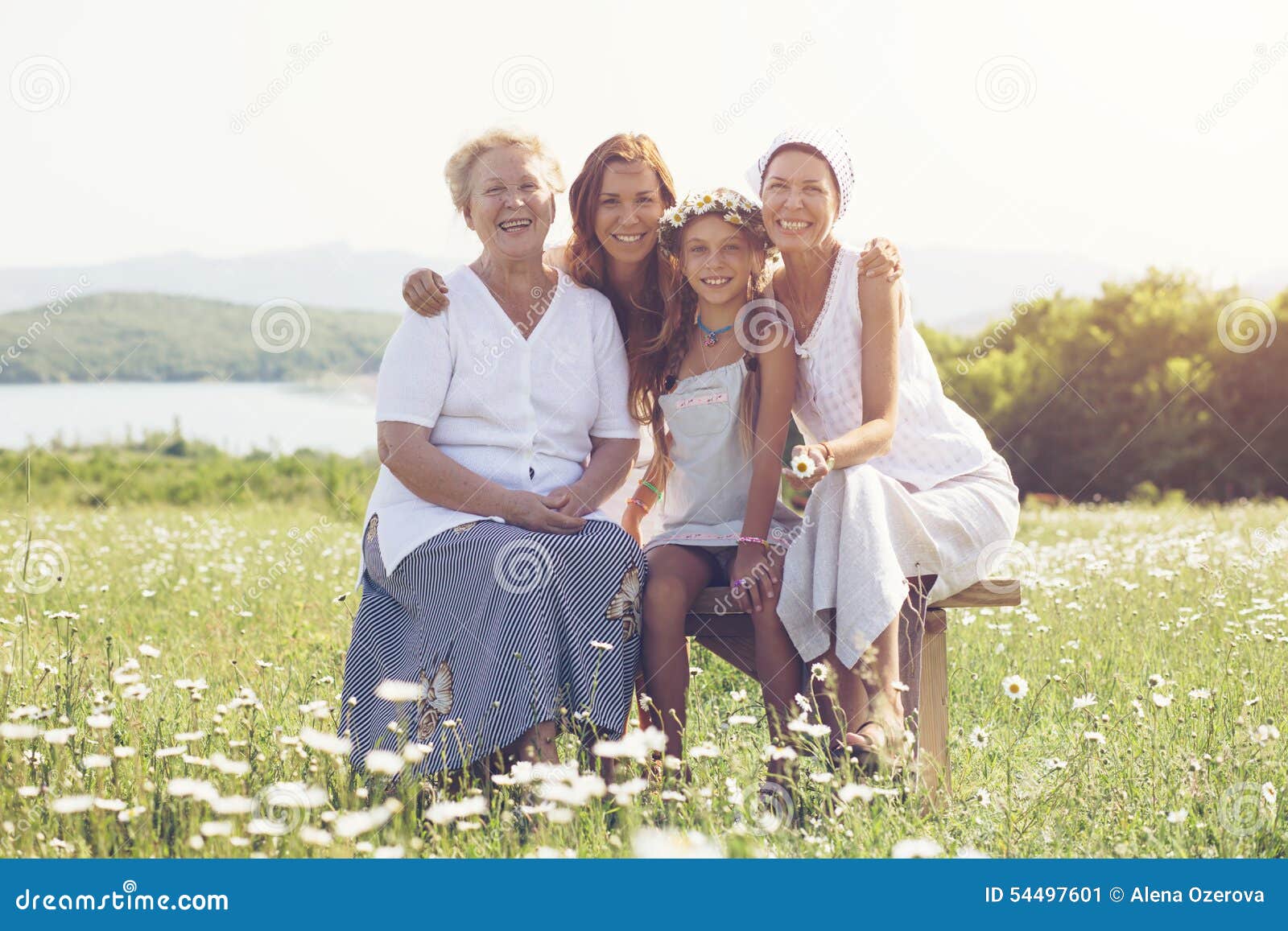 Cuatro generaciones imagen de archivo. Imagen de madre - 54497601