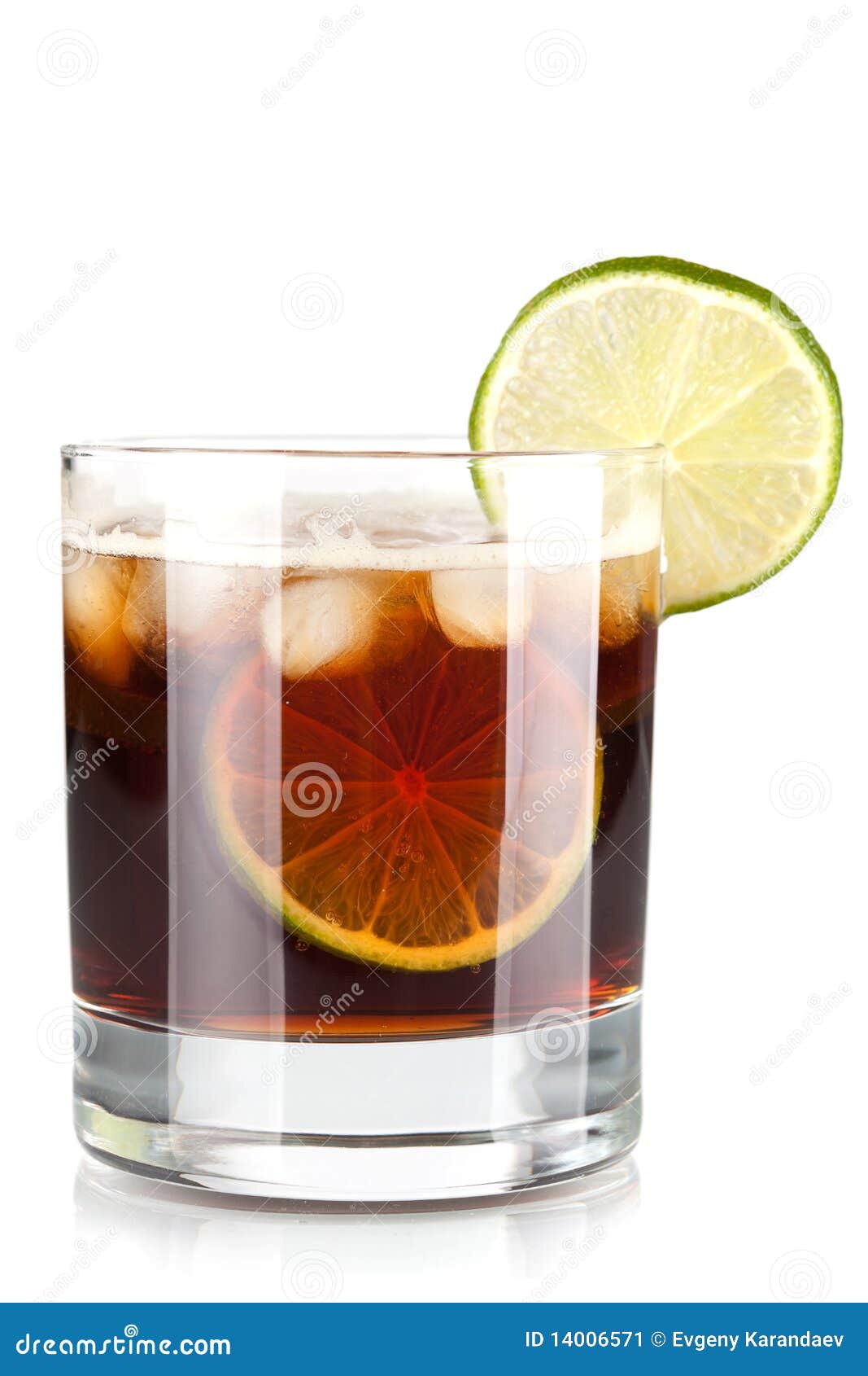 Cuba Libre imagen de archivo. Imagen de congelado, coctel - 14006571