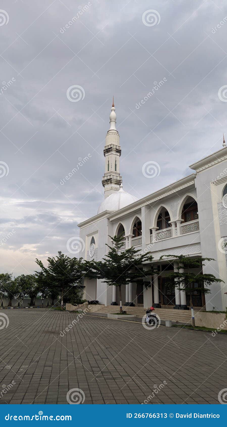 Cuba Mosque a Largest Mosque in Madiun City Stock Image - Image of city ...